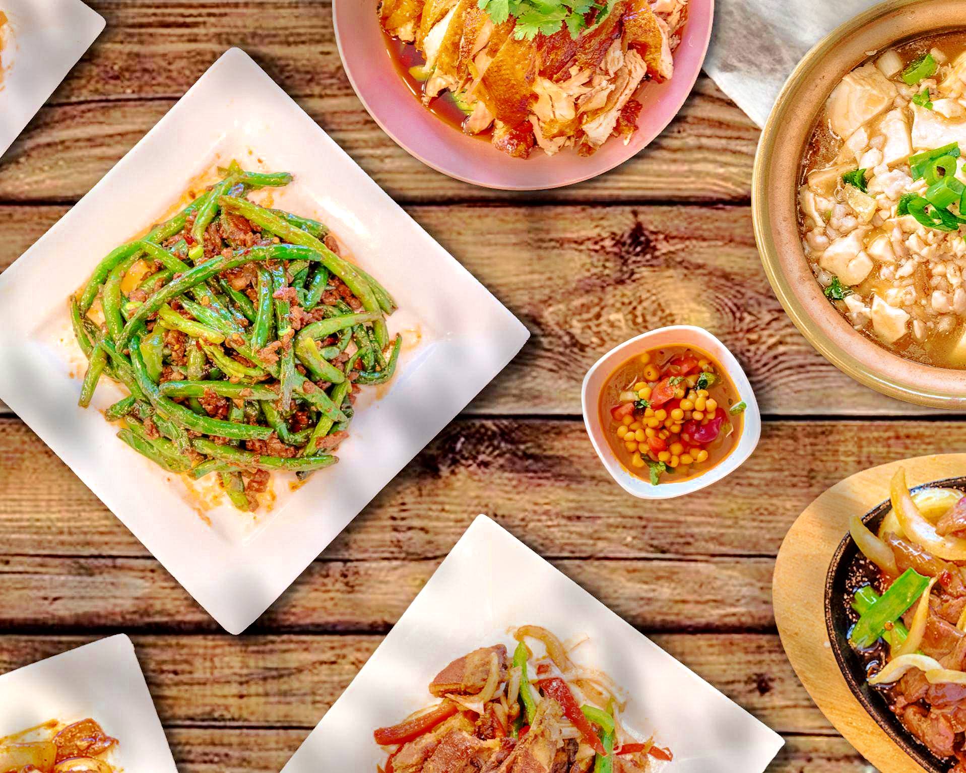 Order Bruce Canton Delight 得厨 (Bruce) | Menu & Prices | Canberra ...