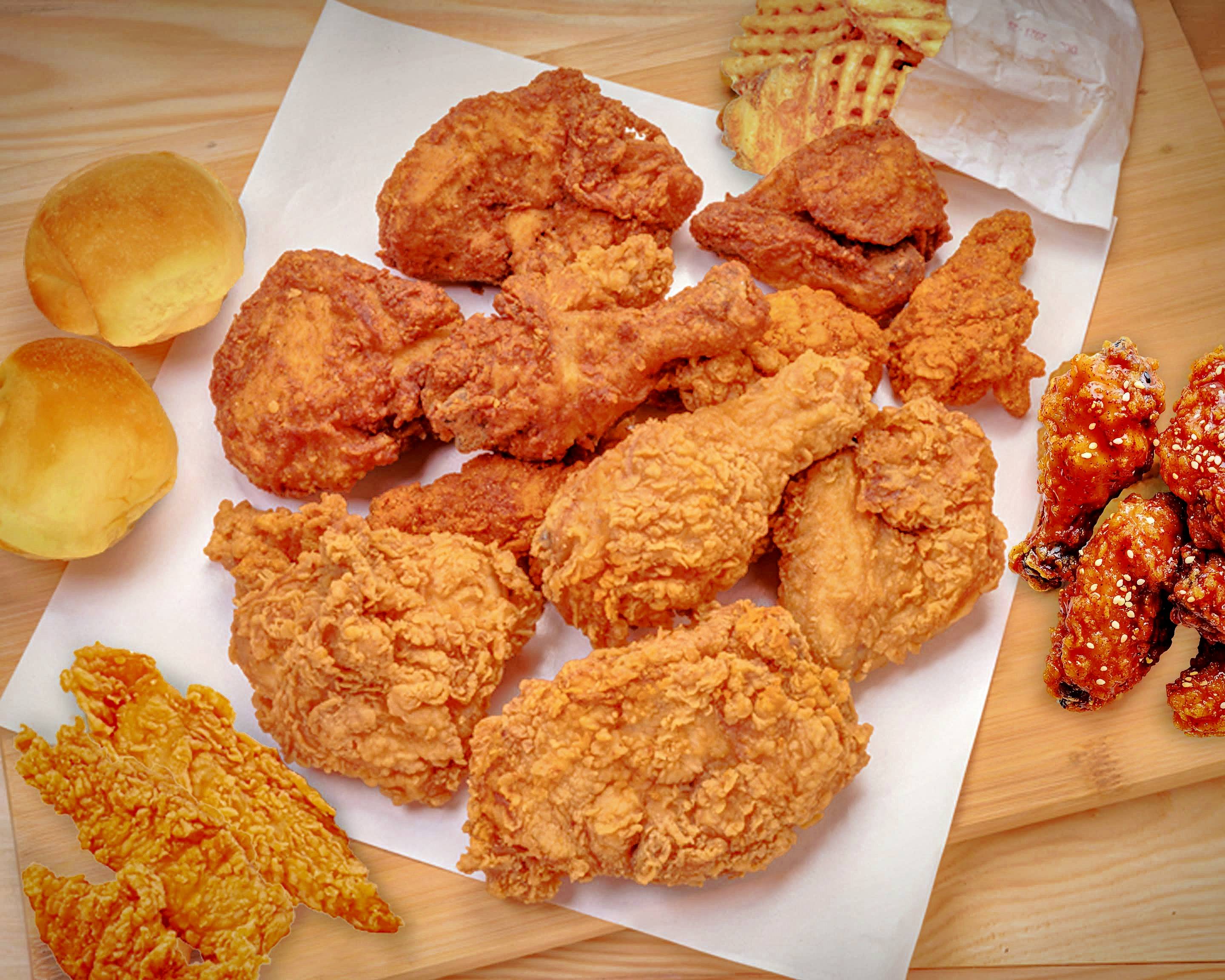 Cluck And Crunch (Lake City Way) Menu Seattle • Order Cluck And Crunch ...