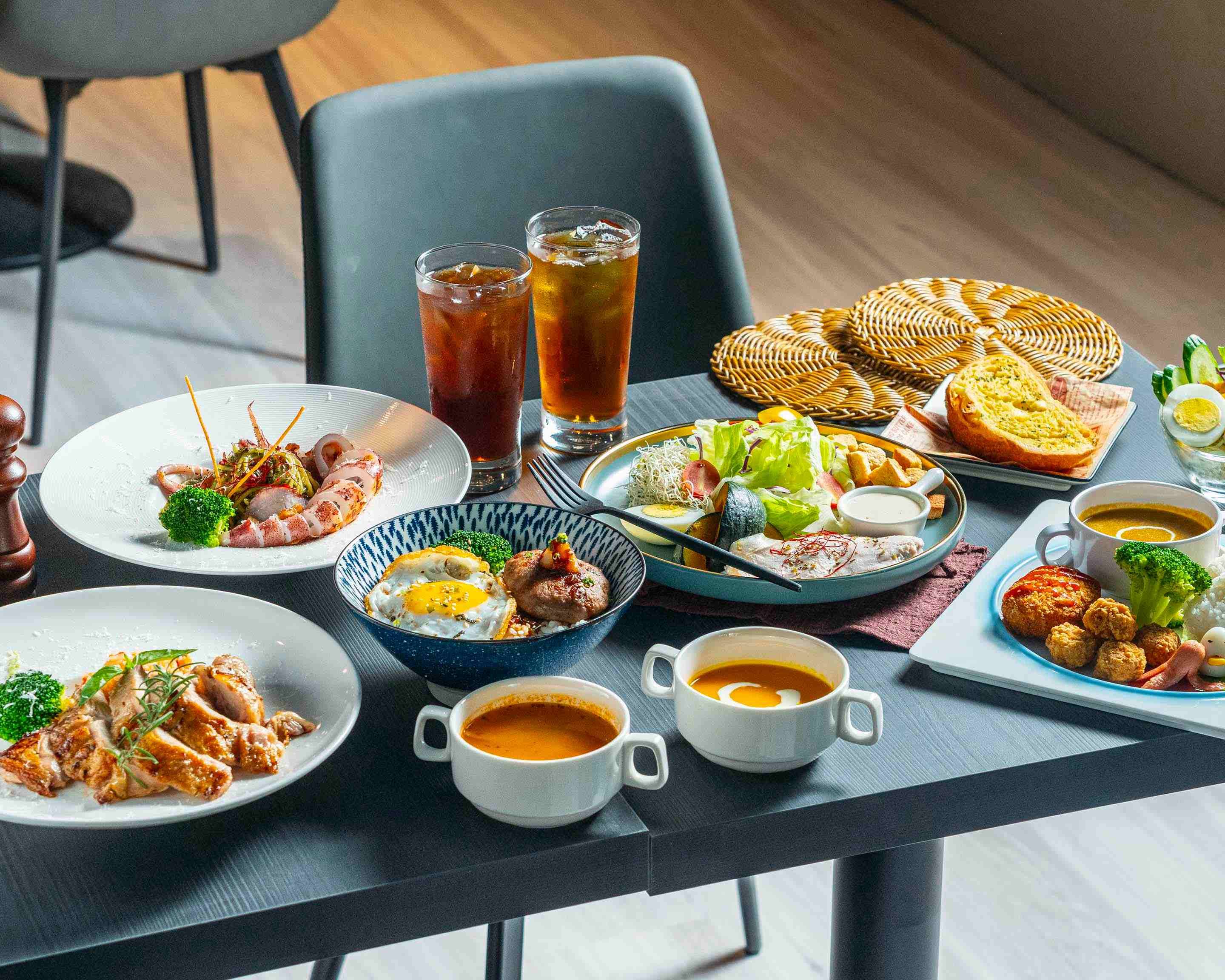 CAFELUX 喀啡人的菜單和價目表 | 台中外送 | Uber Eats