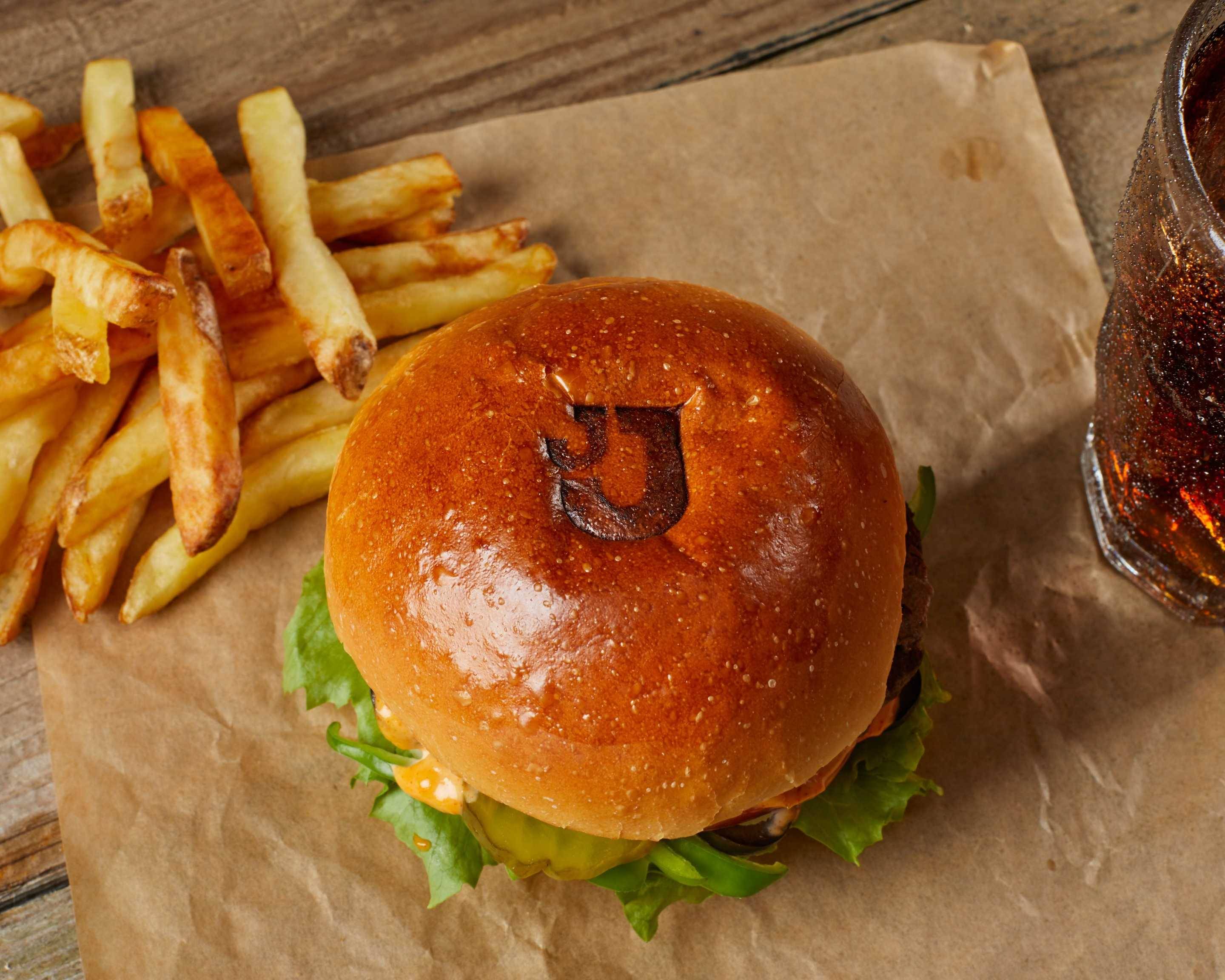 JJ BURGER 瑞穂店の出前・宅配・テイクアウトメニュー | ウーバーイーツ