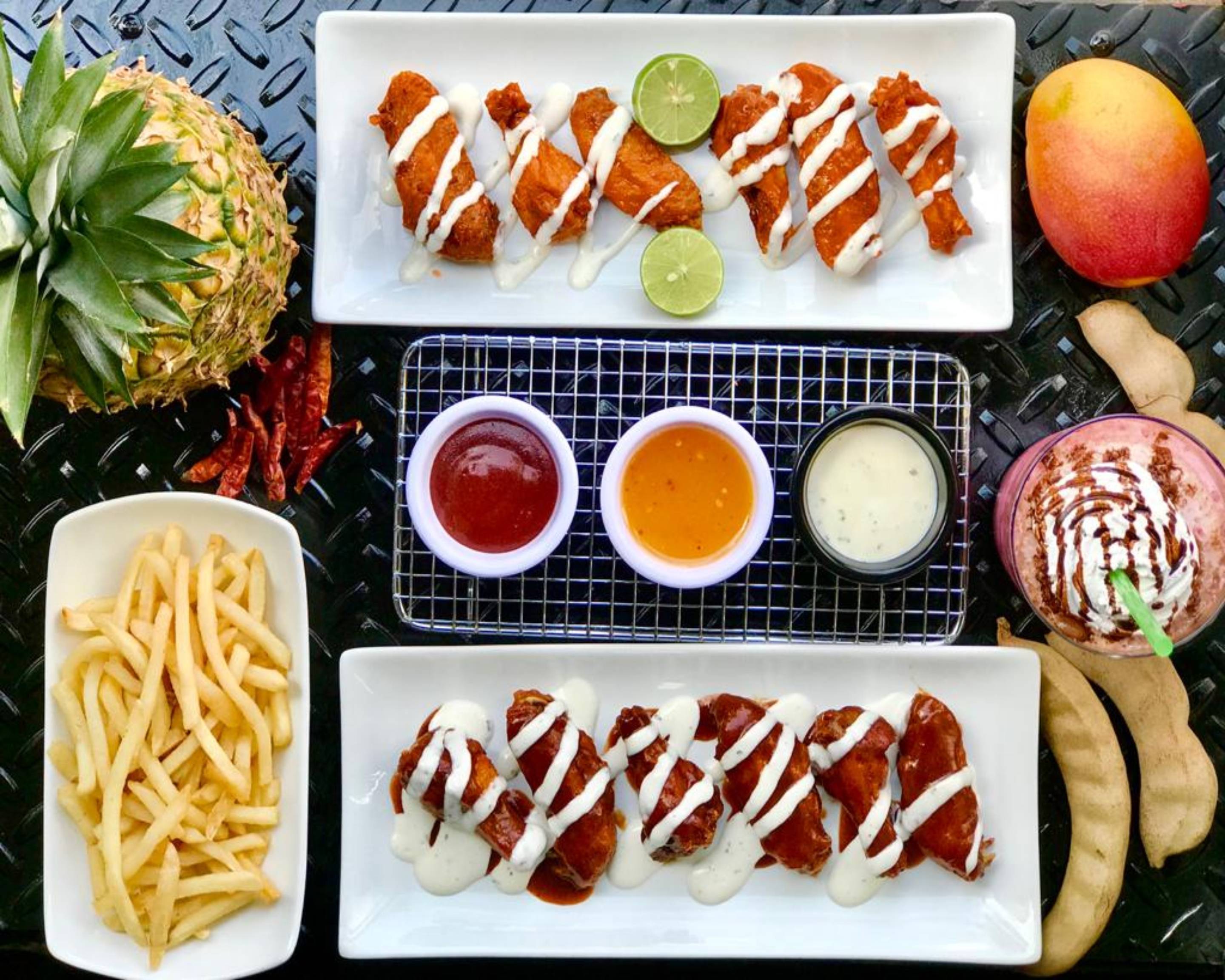 ALITAS CHARLIE #1 Menú a Domicilio en León | Menú & Precios | Uber Eats