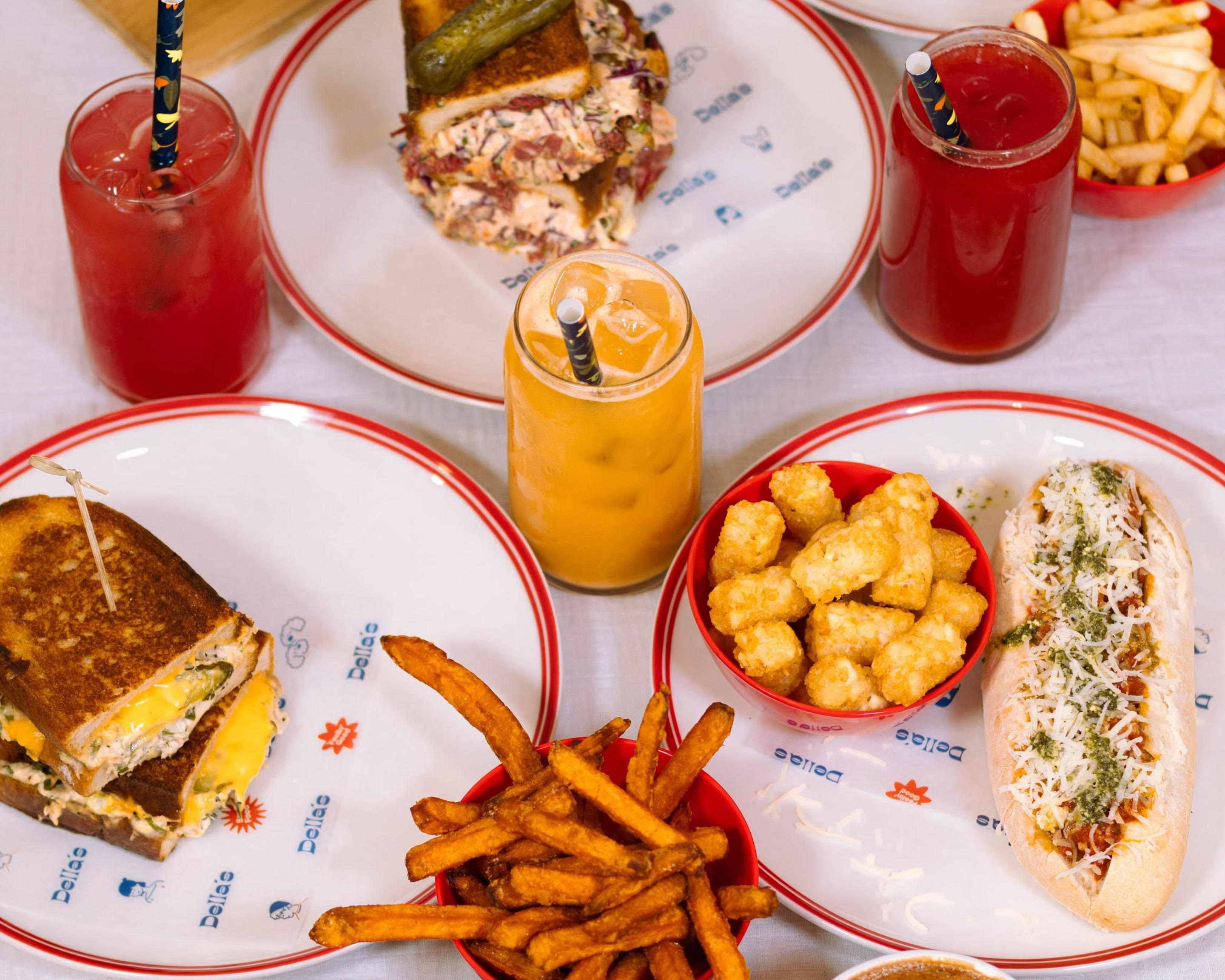 Della’s Restaurant Menu - Takeout in Adelaide | Delivery Menu & Prices ...