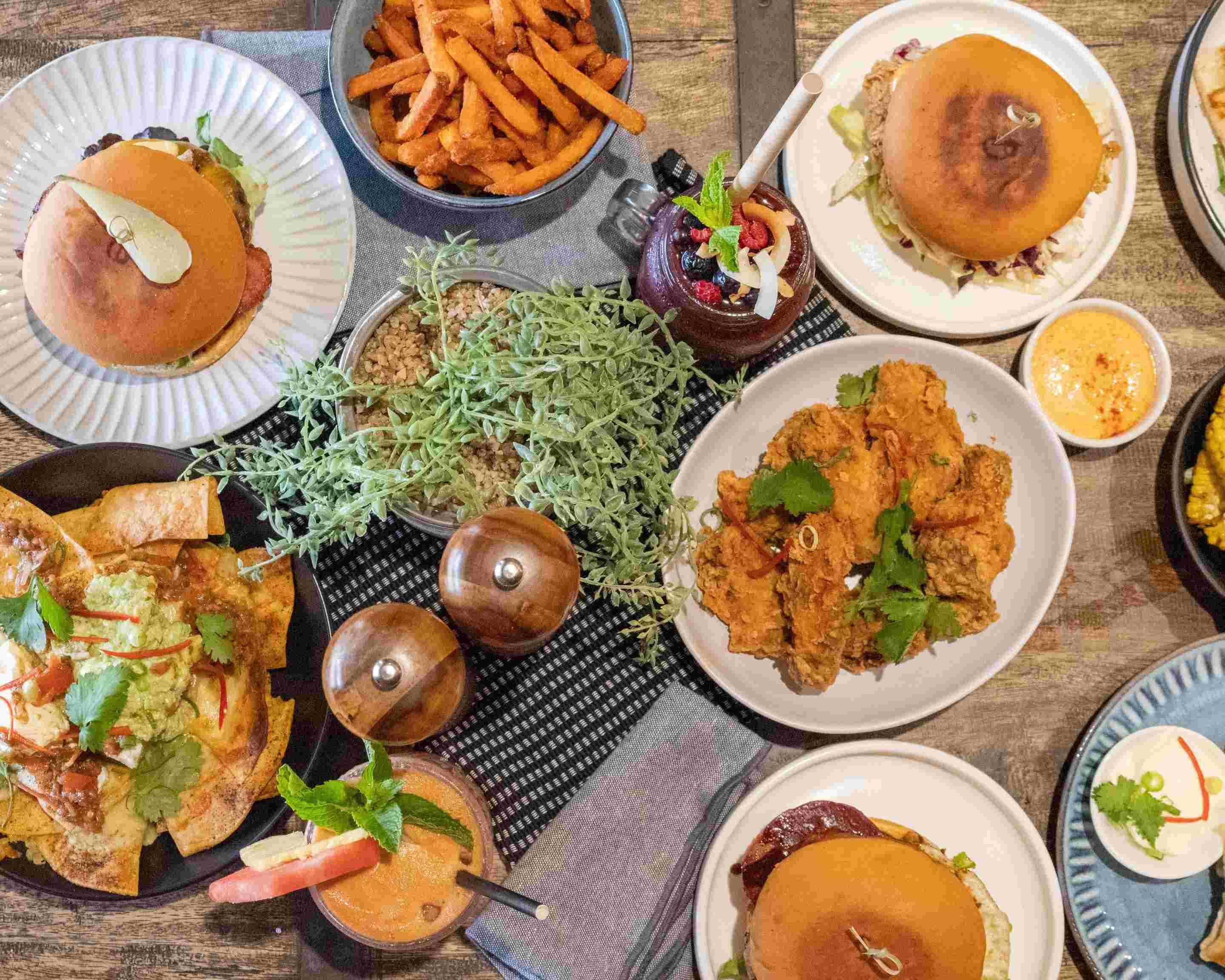 The Galleon 4223 Menu Takeout in Gold Coast | Delivery Menu & Prices ...