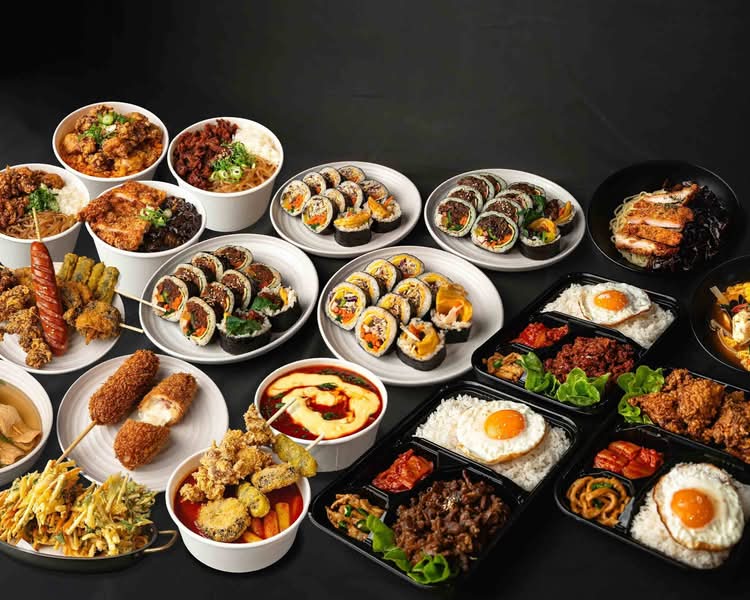 Itaewon K-Street Food (Southport) Menu Takeout in Gold Coast | Delivery ...