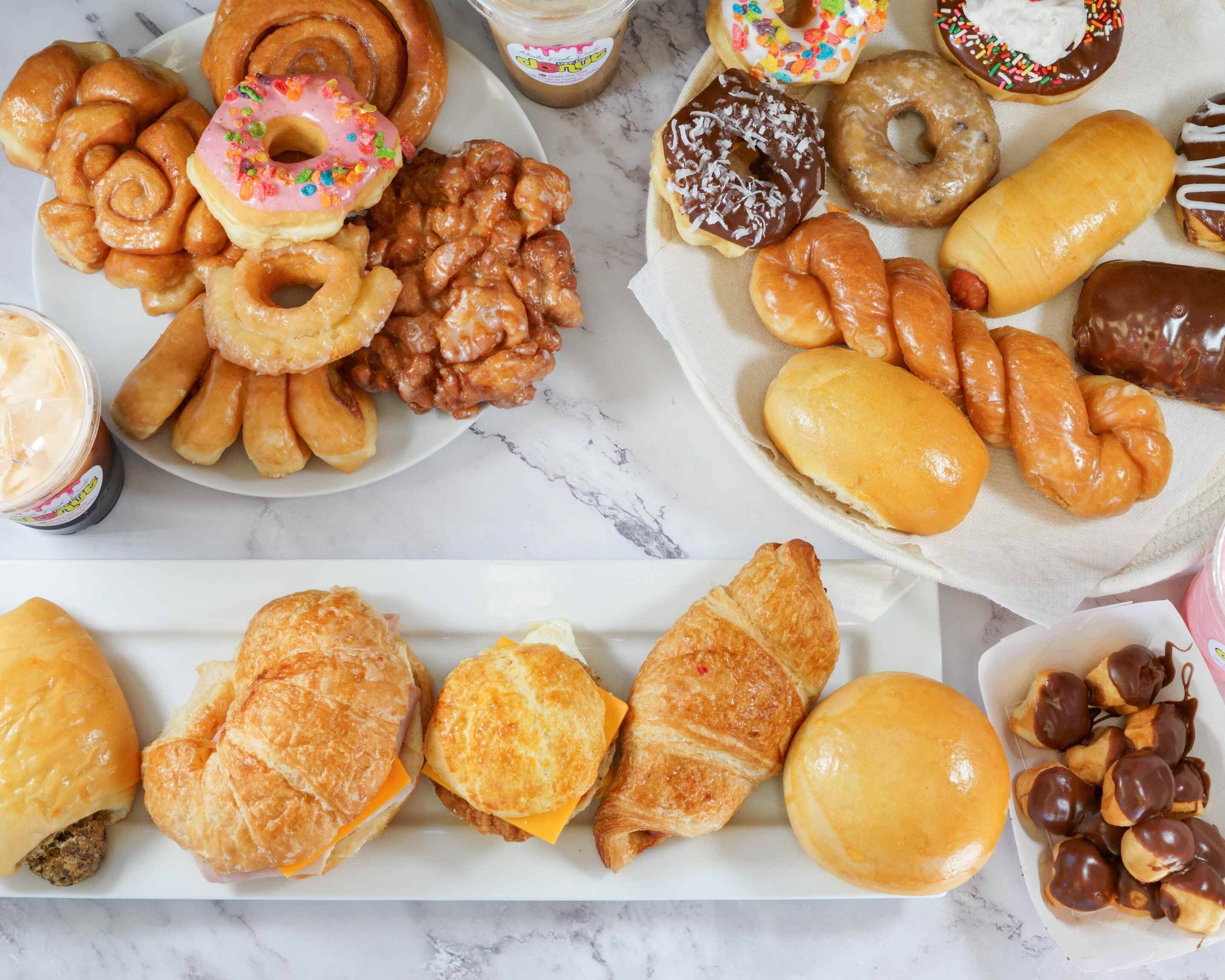 Order Dee Dee Donuts Menu Delivery【Menu & Prices】| Trinity | Uber Eats