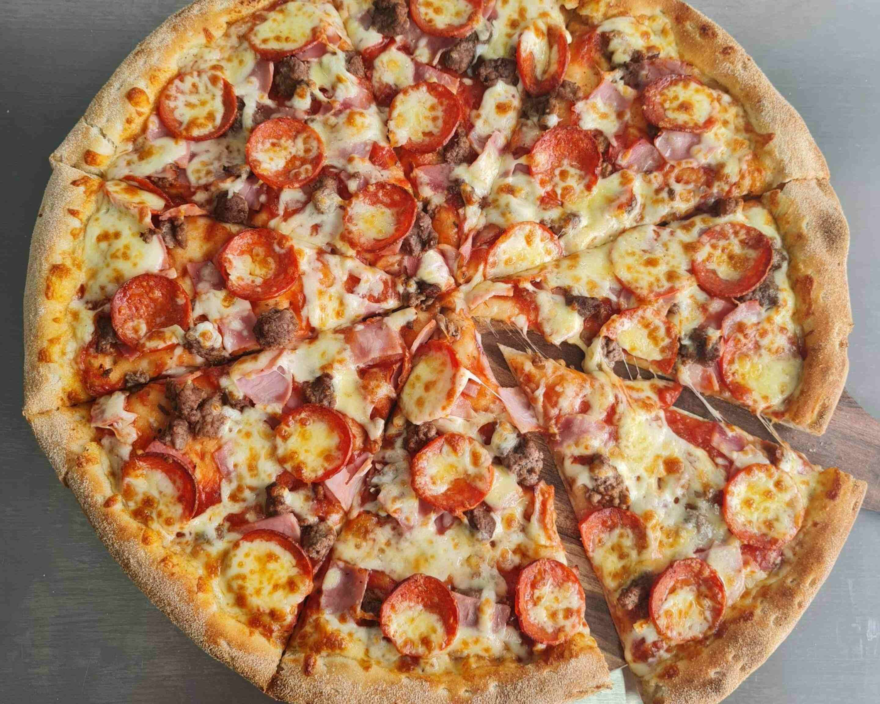 Maker Pizza - Lomas Menú a Domicilio【Menú y Precios】Concepción | Uber Eats