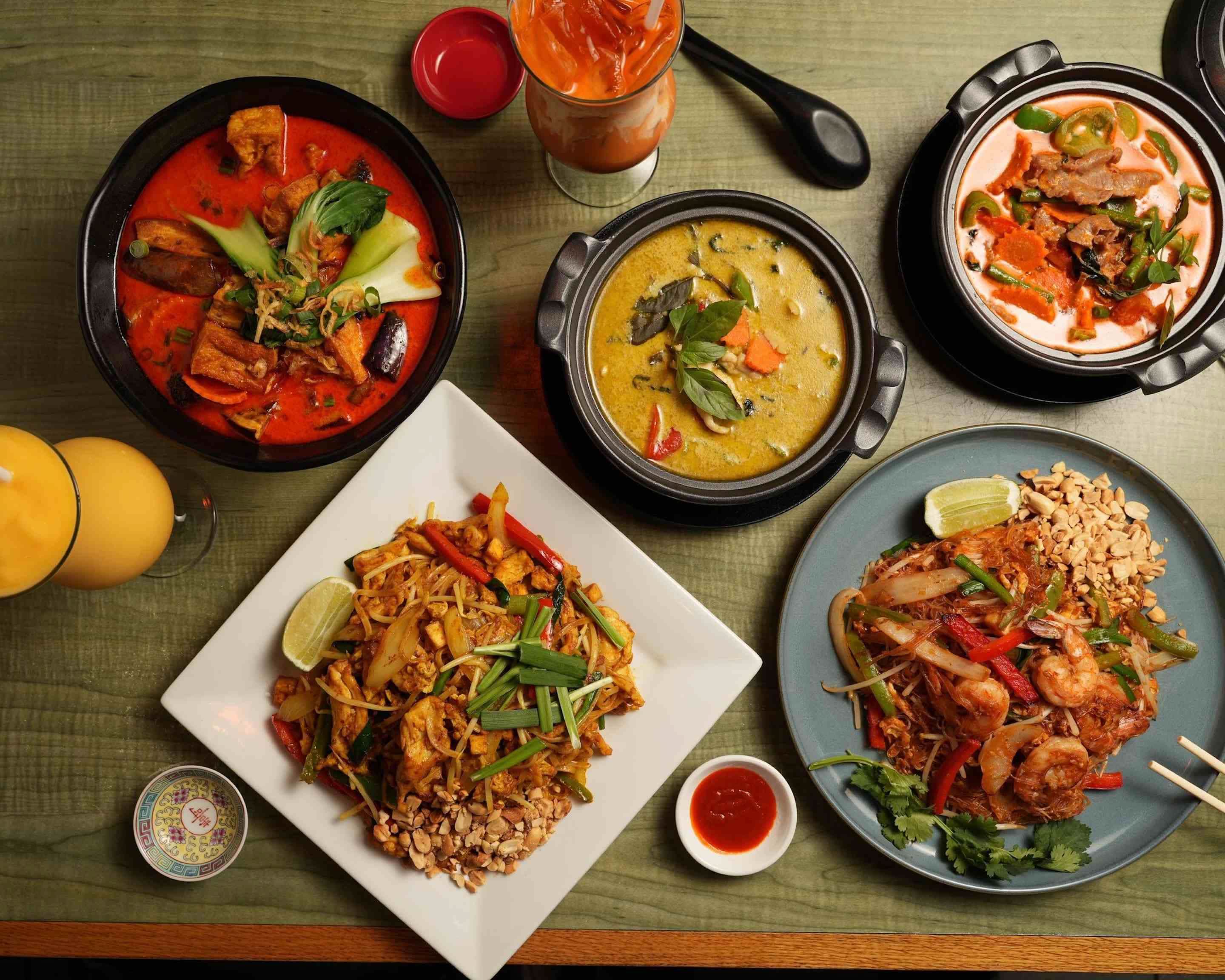 Order Saigon Pai (Parliament) - Menu & Prices - Toronto Delivery | Uber ...