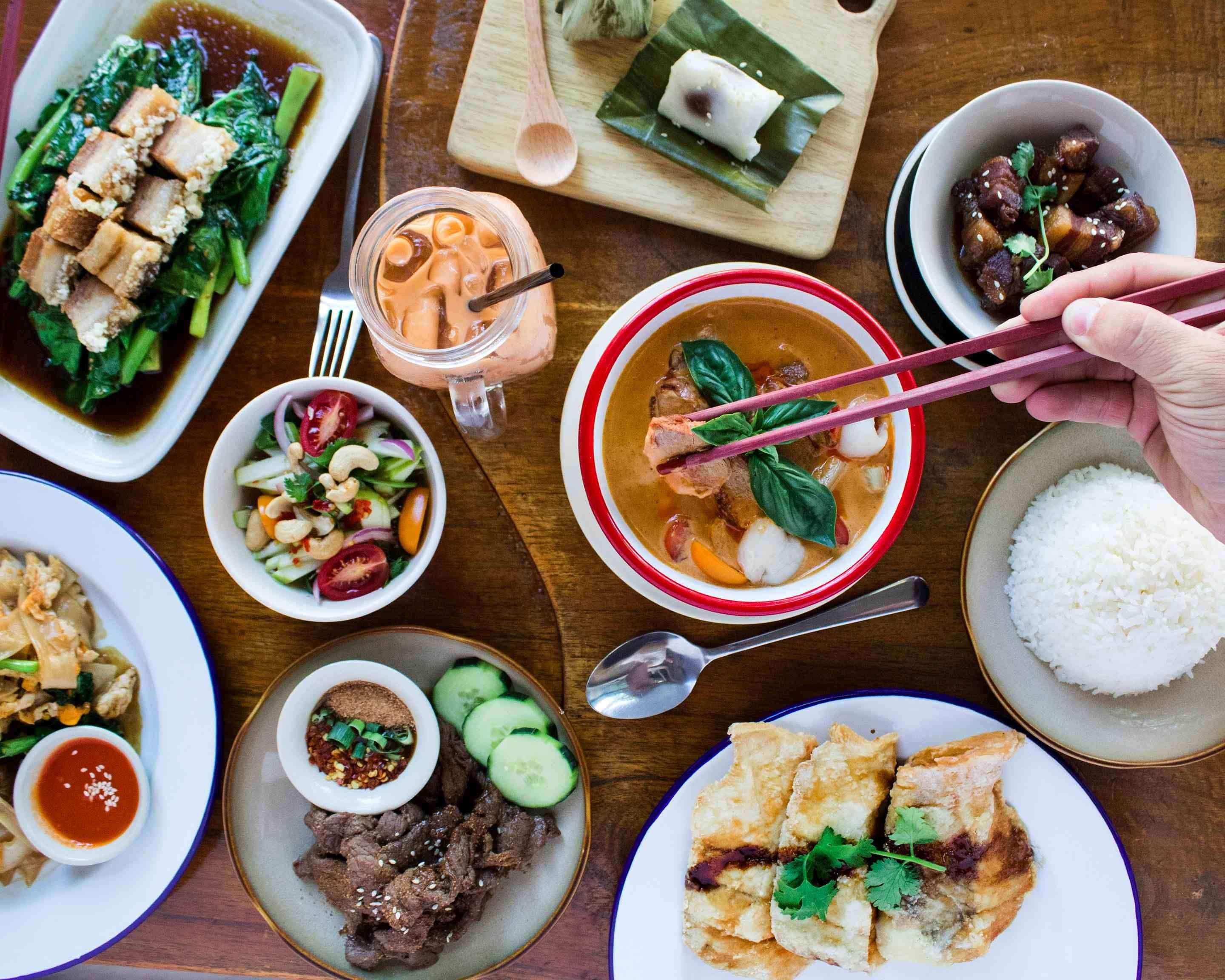 Order Red Petite Thai Restaurant | Menu & Prices | Melbourne Delivery ...