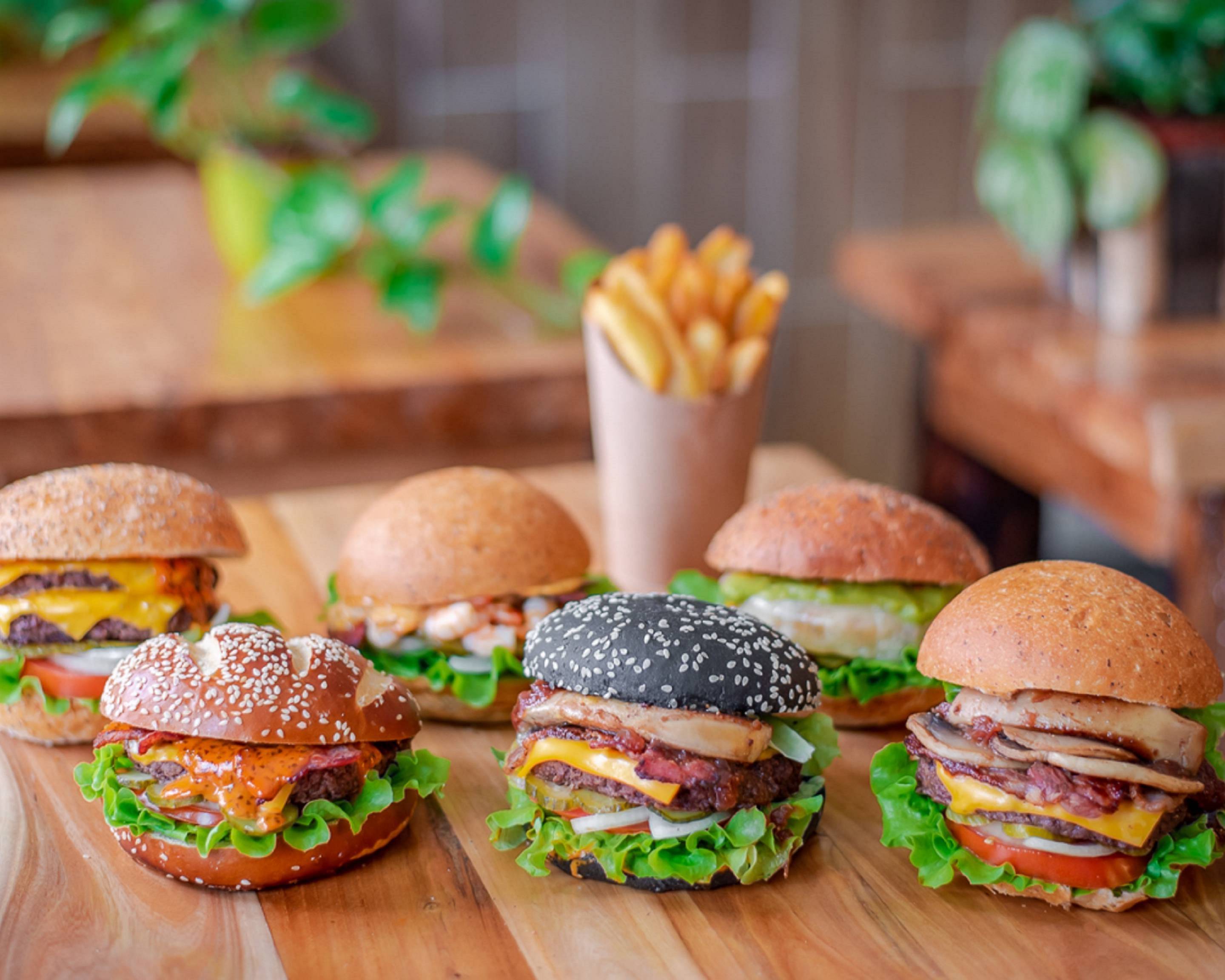 Strassburger Menu Delivery Online | Strasbourg【Menu & Prices】 | Uber Eats