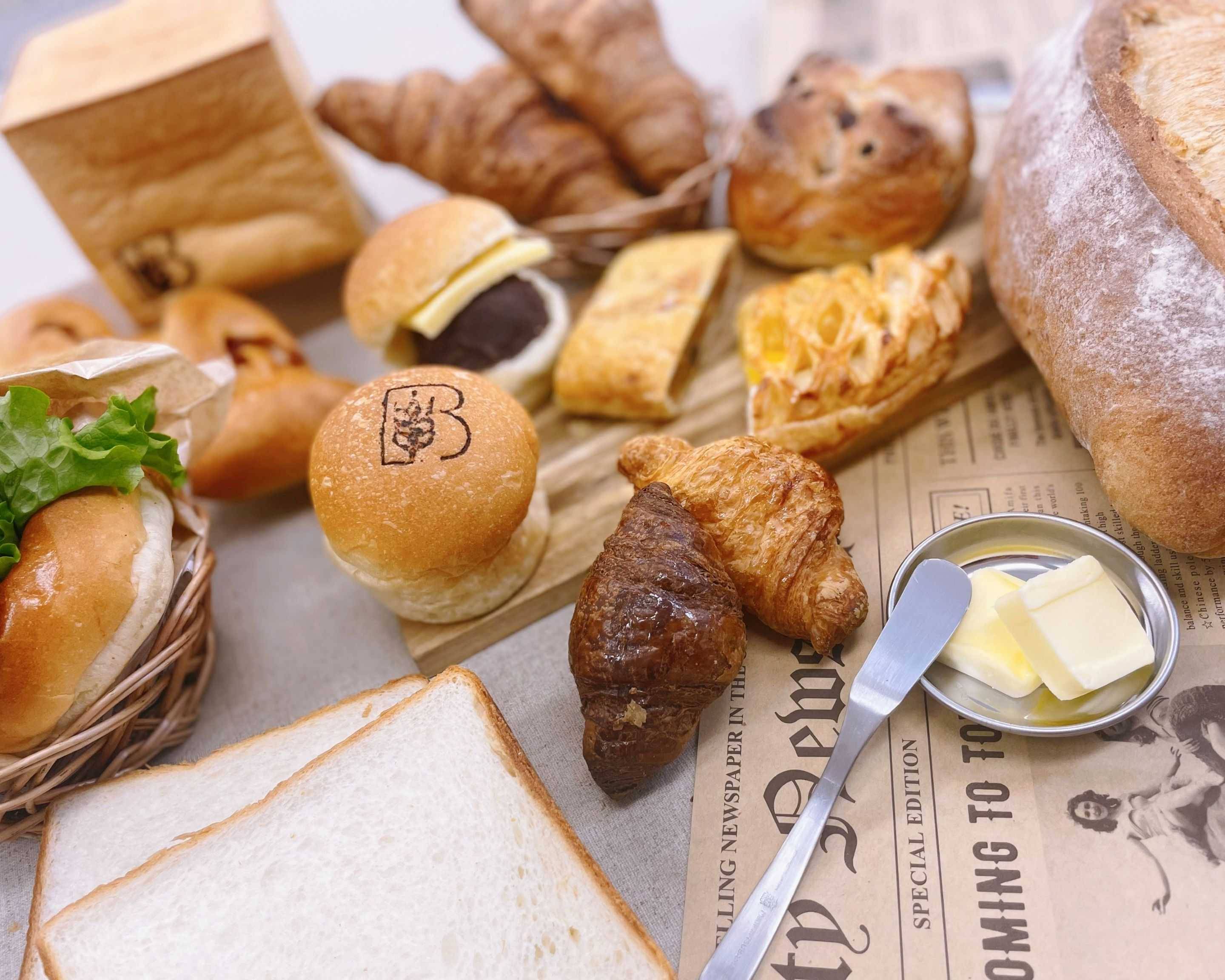 ベーカリーベース BAKERY BASEの出前・宅配・テイクアウトメニュー | ウーバーイーツ