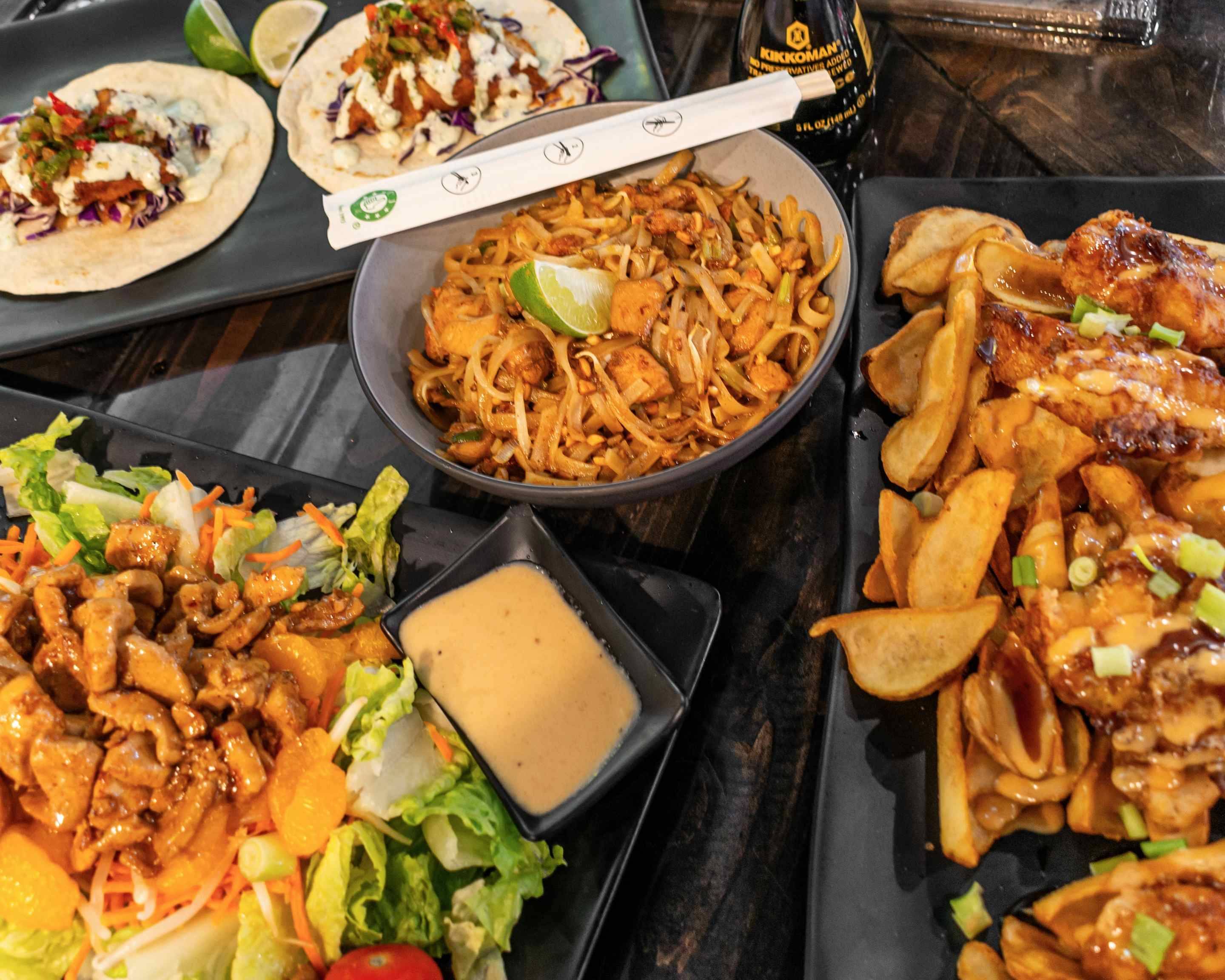 Order Ahi's Asian Noodle & Rice Bar Menu Delivery【Menu & Prices】| Saint ...