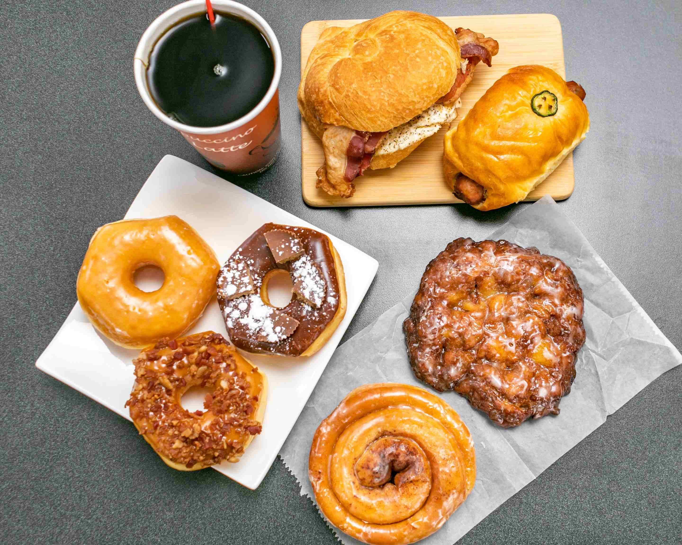 Order Mr Donuts (Aurora) Delivery in Aurora | Menu & Prices | Uber Eats