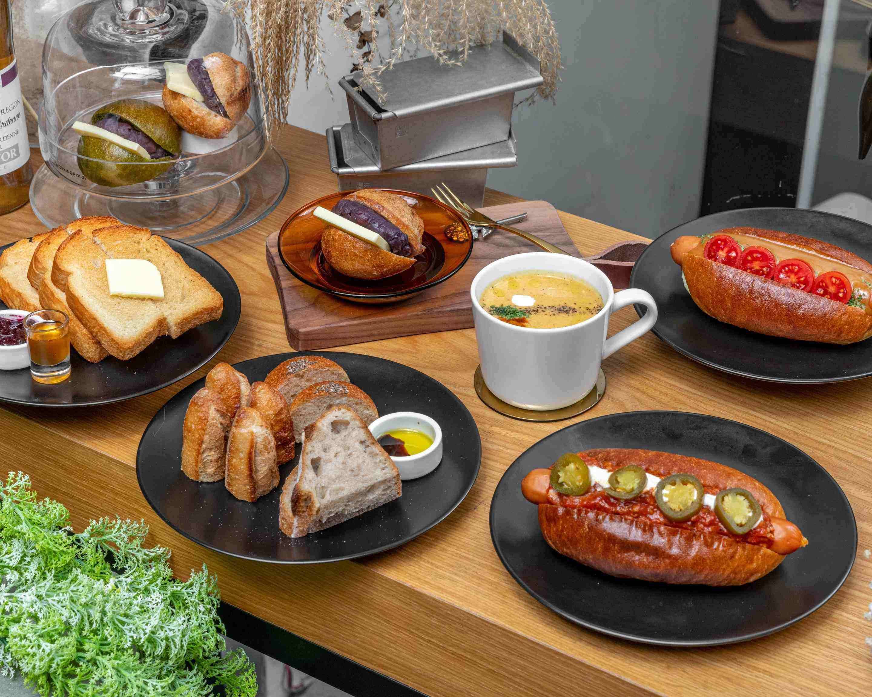 Moon Baking studio 內湖的菜單和價目表 | 台北外送 | Uber Eats