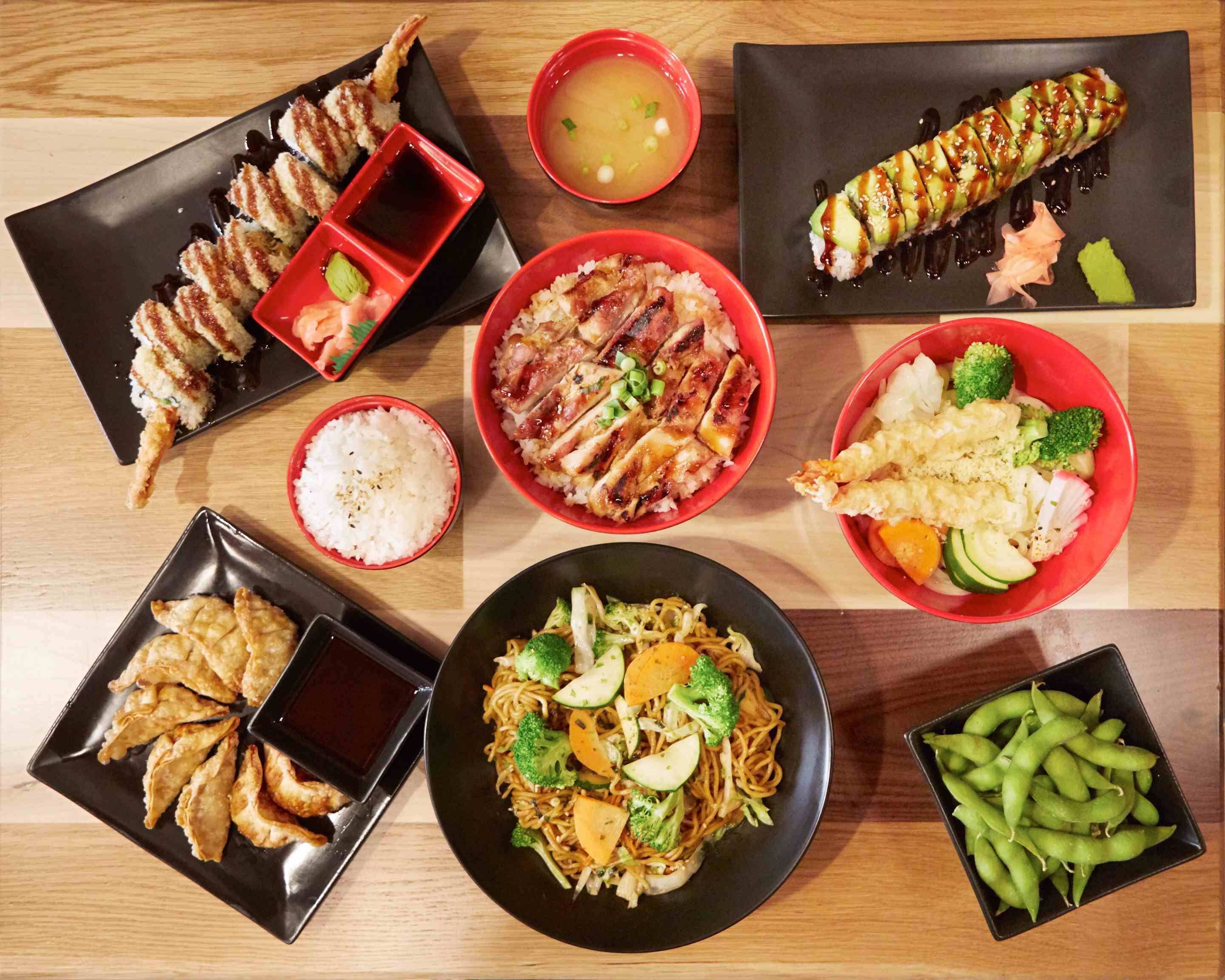 Yogis Grill (Mesa Riverview) Menu Mesa • Order Yogis Grill (Mesa ...