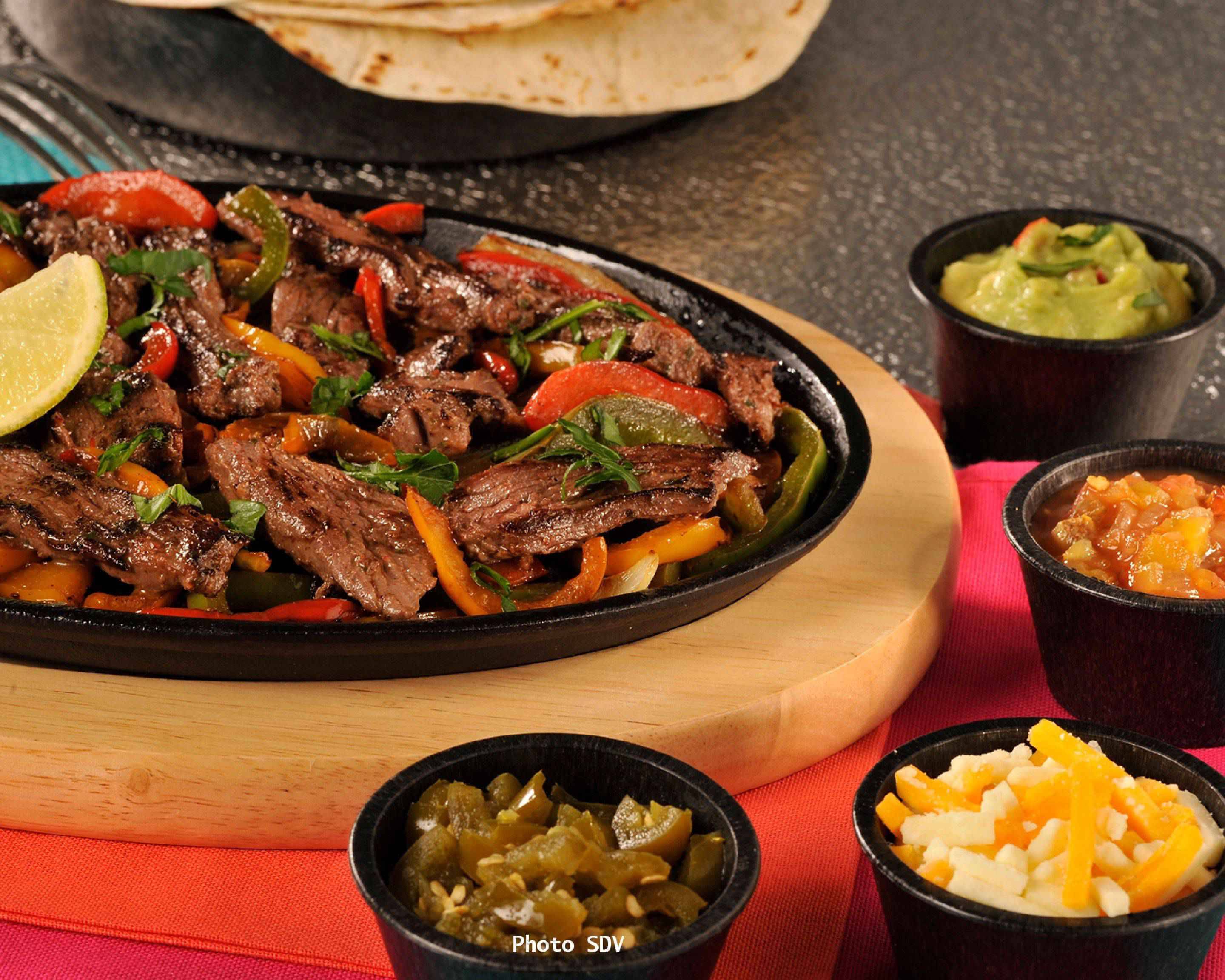 Le Chat Rouge Restaurant Mexican delivery in Genève | Takeout menu ...