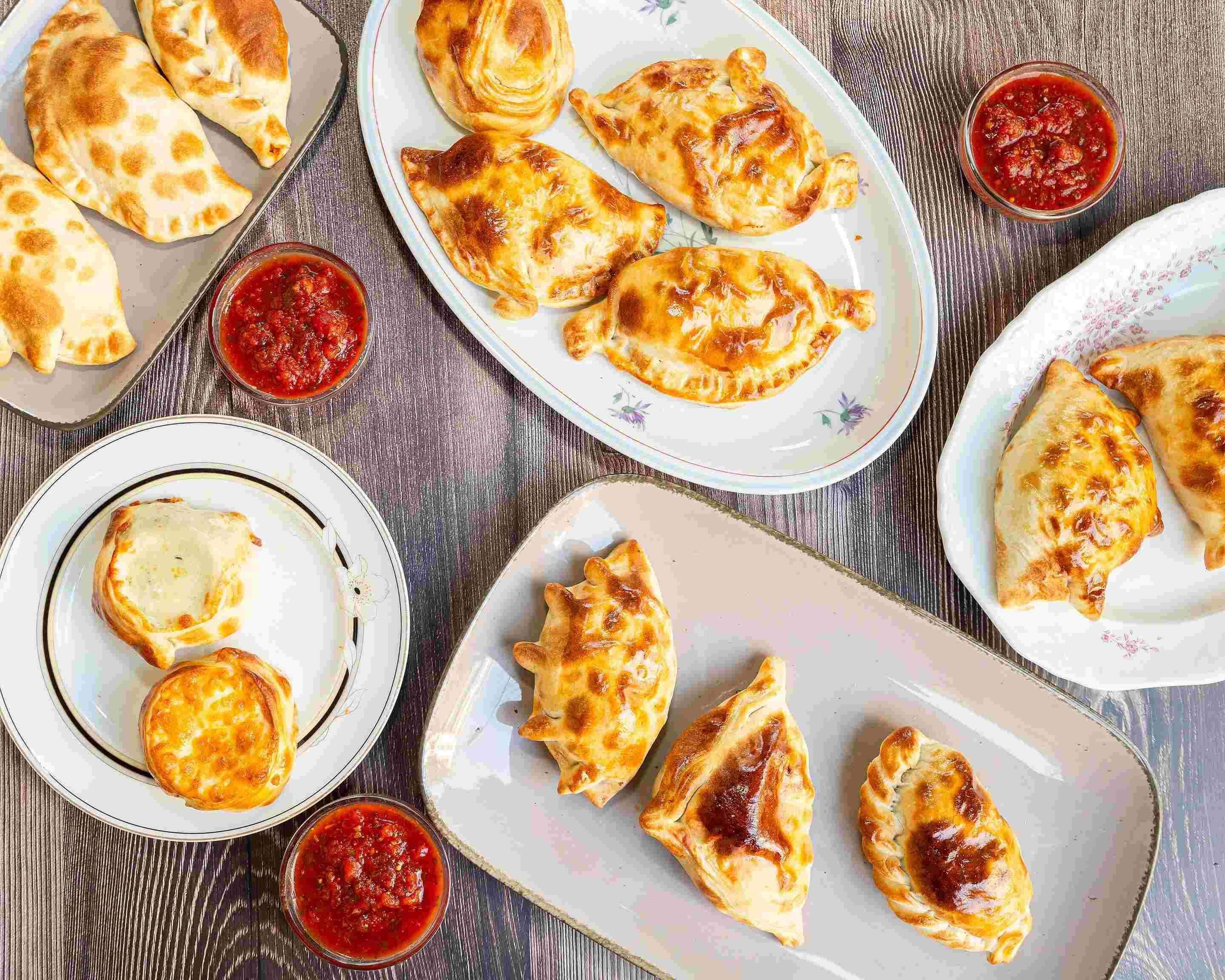 Lieferungen von La Criolla Empanadas Friedrichshain | Speisekarte ...