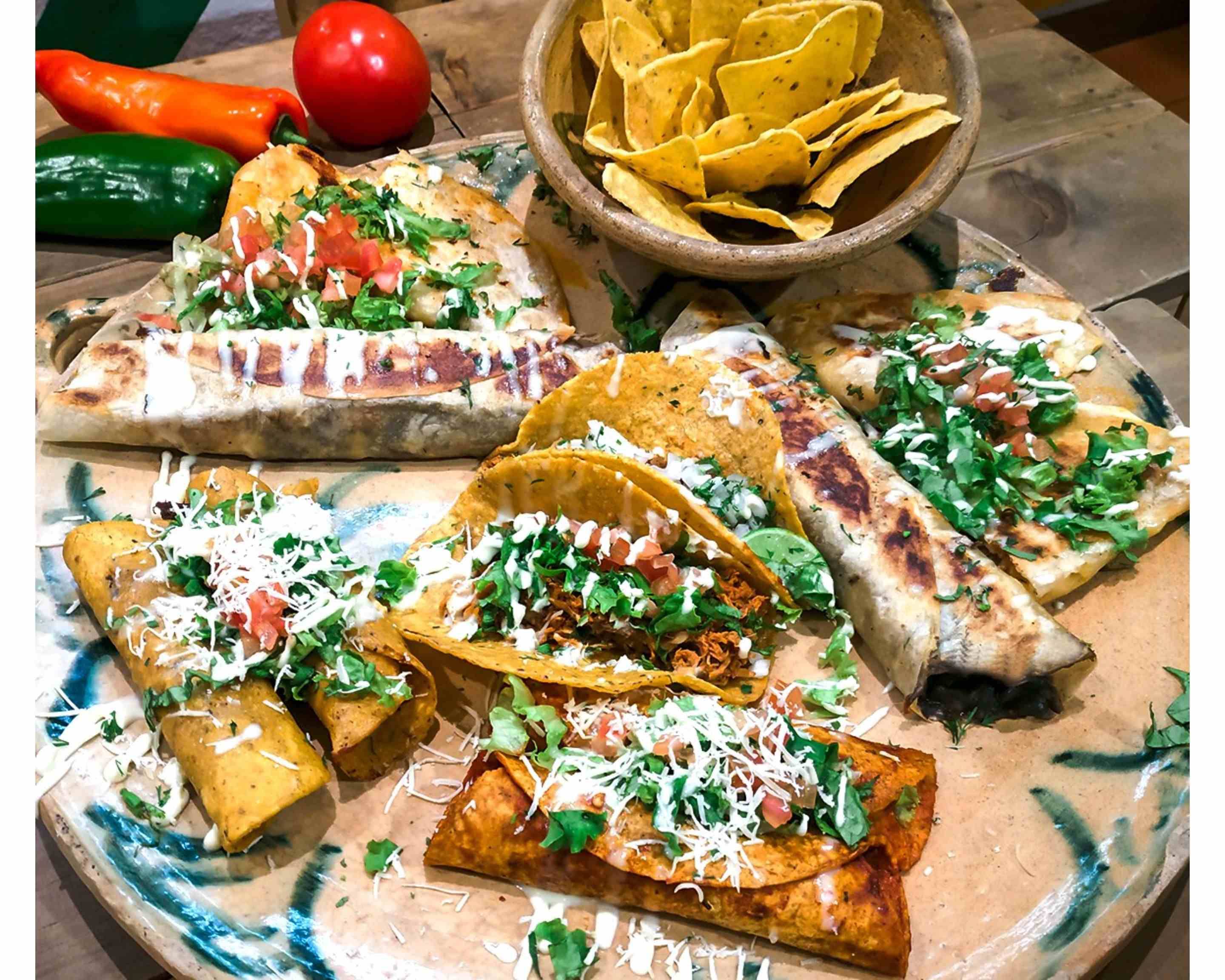 EL SANTO comida mexicana Delivery in Cuenca | Menu & Prices | Uber Eats