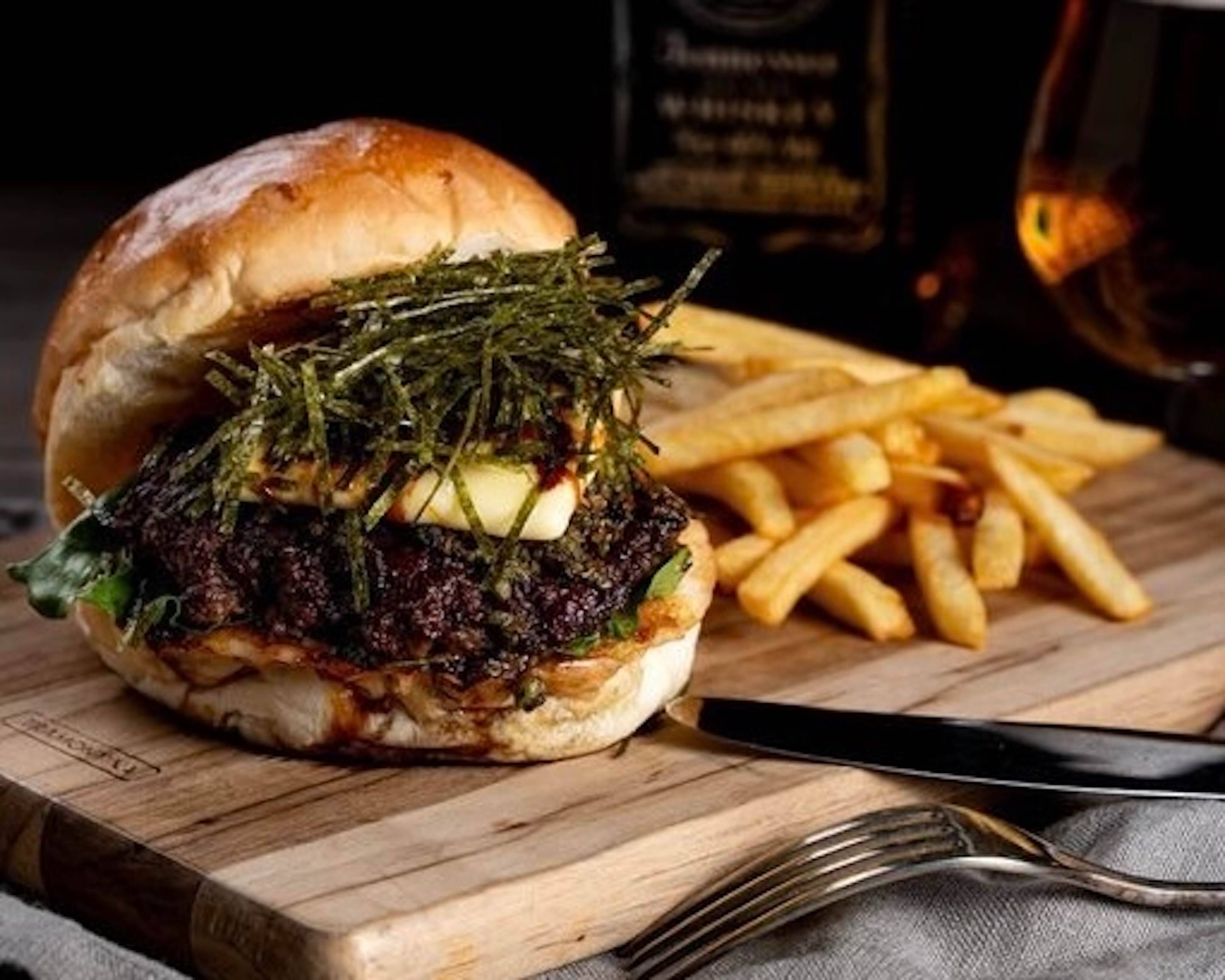 ゴールド スター バーガー GOLD STAR BURGERのデリバリー ・持ち帰り| メニューを見る |東京 で 配達| ウーバーイーツ