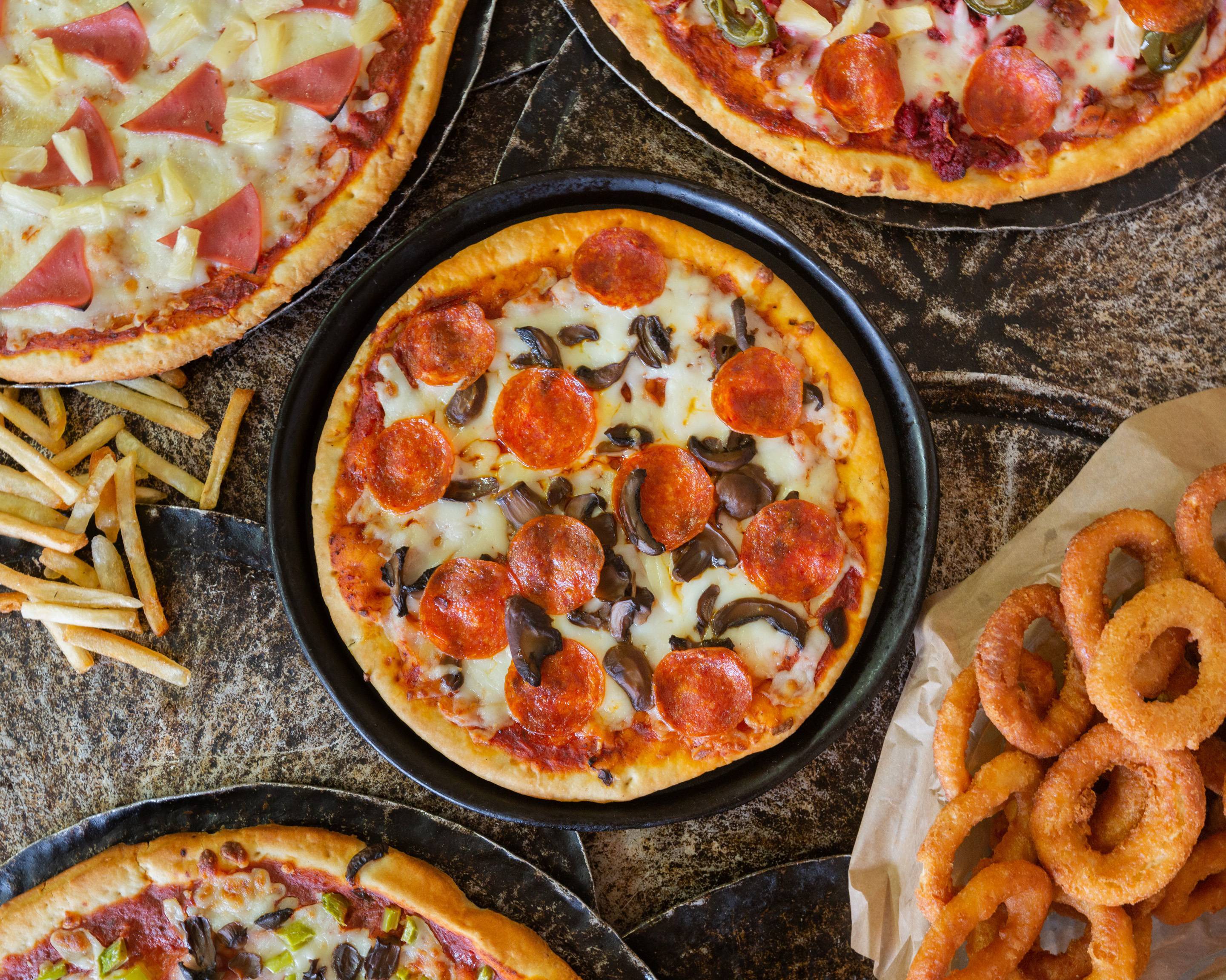 Max Pizza Express Menú a Domicilio【Menú y Precios】Los Cabos | Uber Eats