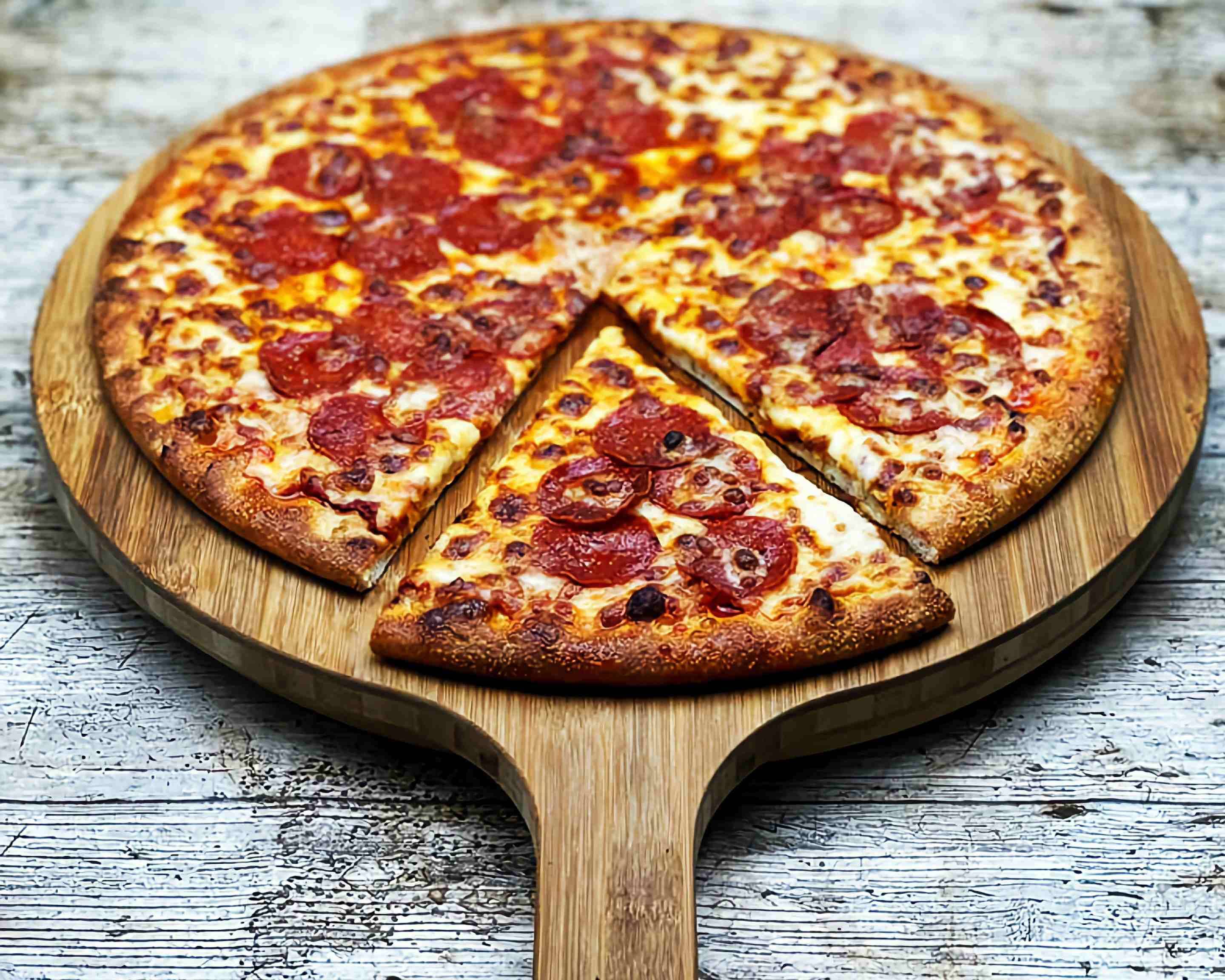 Queens Pizza and Kebab Menu - Takeaway in Basildon | Delivery Menu ...