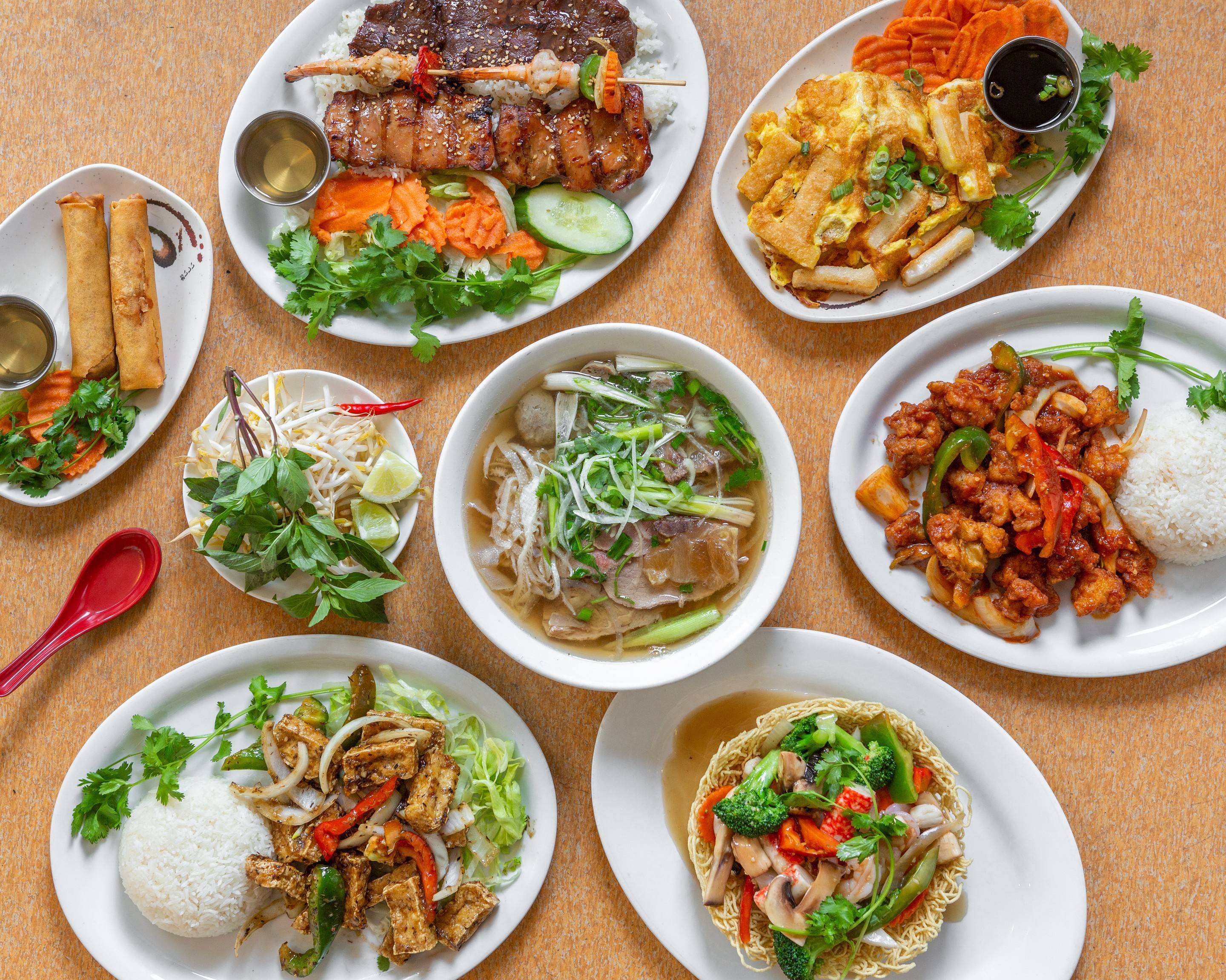 Commander d'un Restaurant Lyla【Menu et prix】| Montréal | Uber Eats