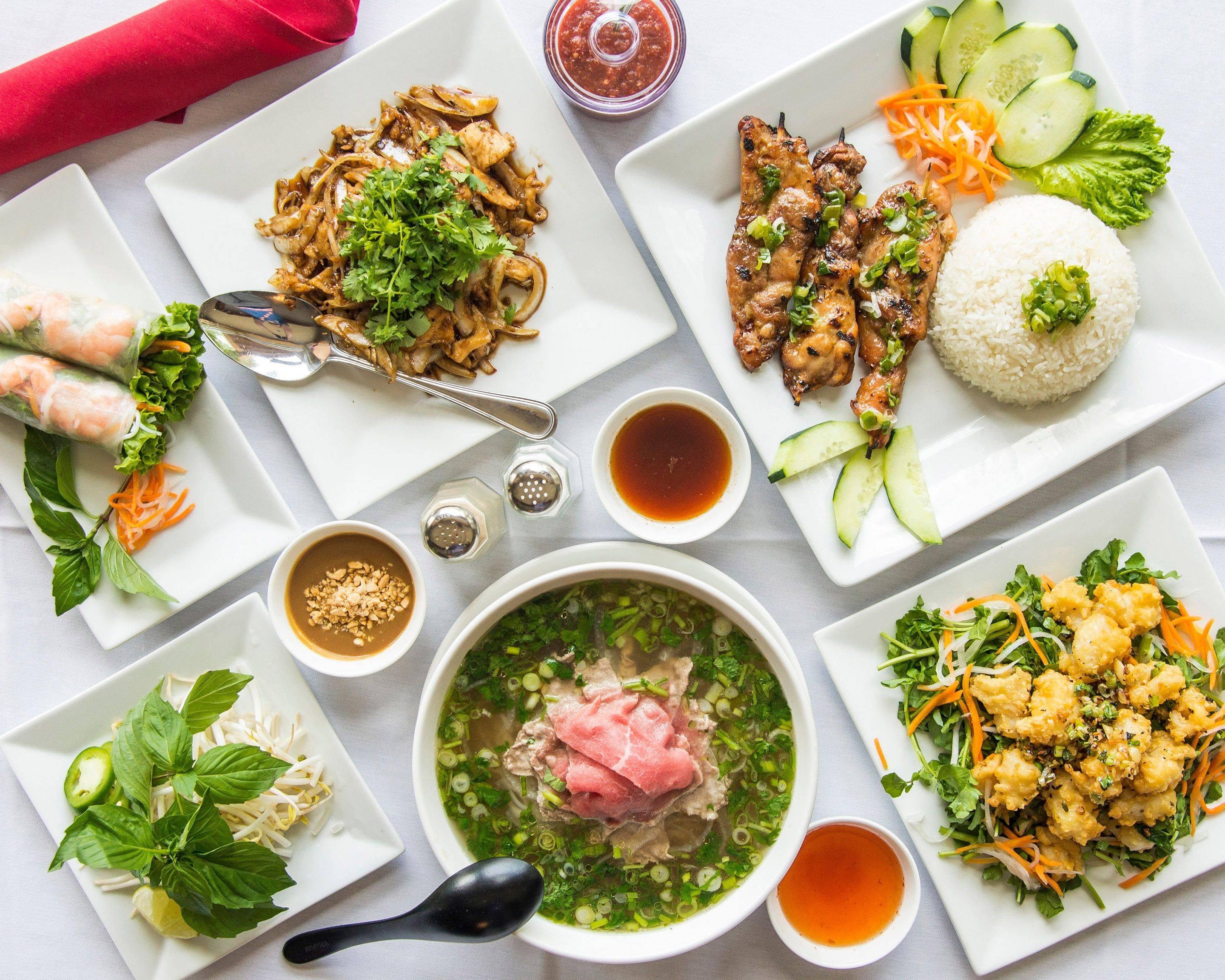 Saigon 1975 Vietnamese Restaurant Menu Falls Church • Order Saigon 1975 ...