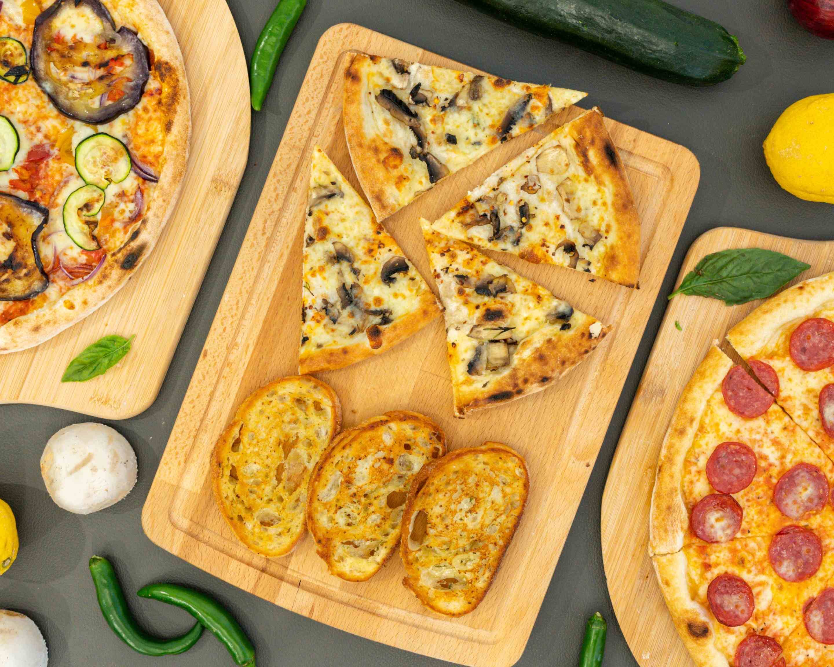On fire Pizzeria Innaloo Restaurant Menu - Takeout in Perth | Delivery ...