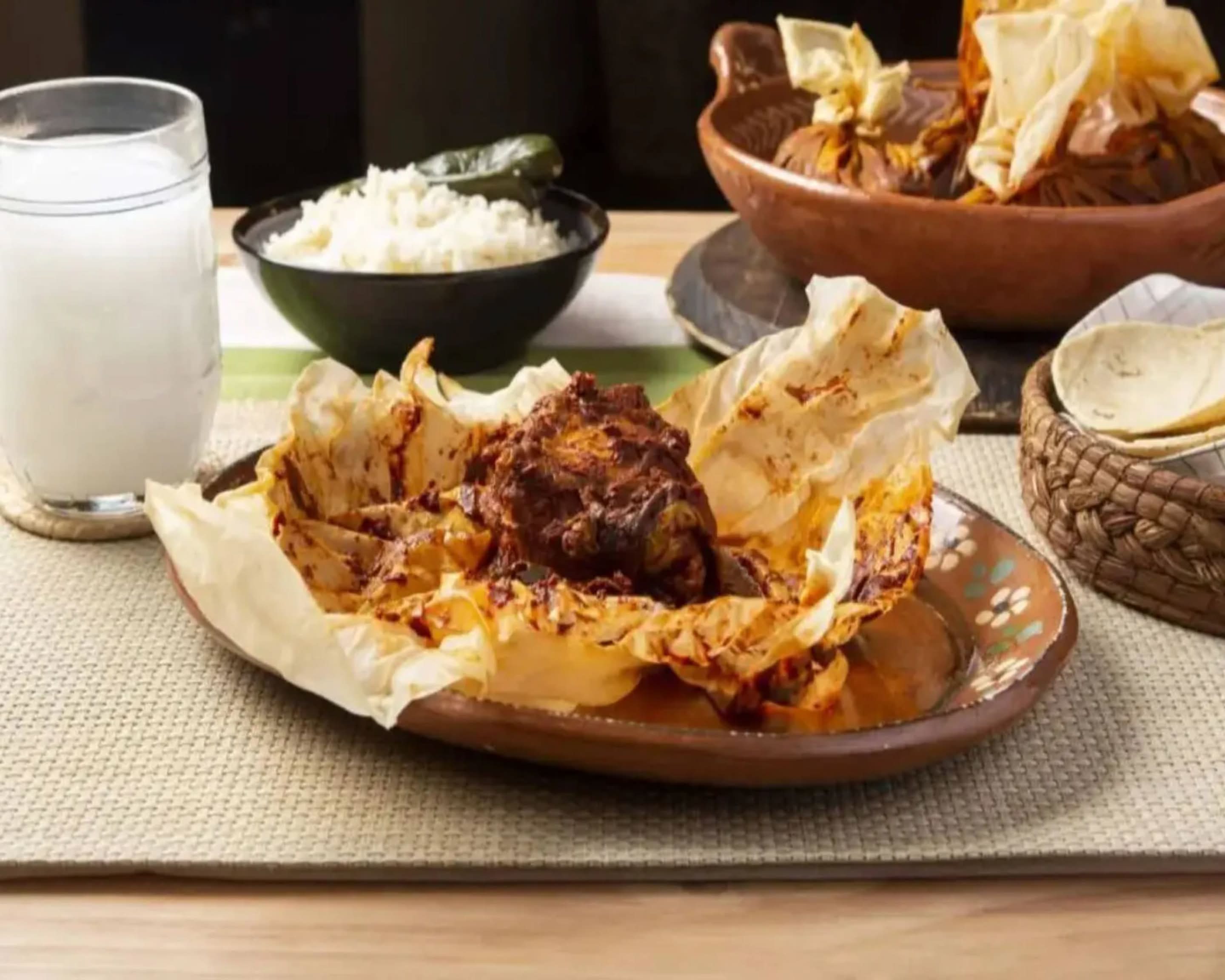 Tacos de Mixiote Estilo Hidalgo (UVP) Menú a Domicilio【Menú y Precios ...