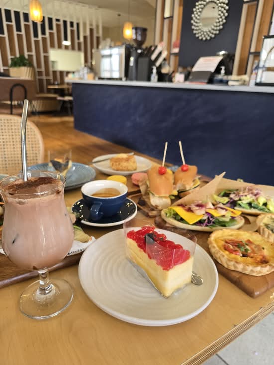 Order Charm Eatery and Bar | Menu & Prices | Napier-Hastings Delivery ...