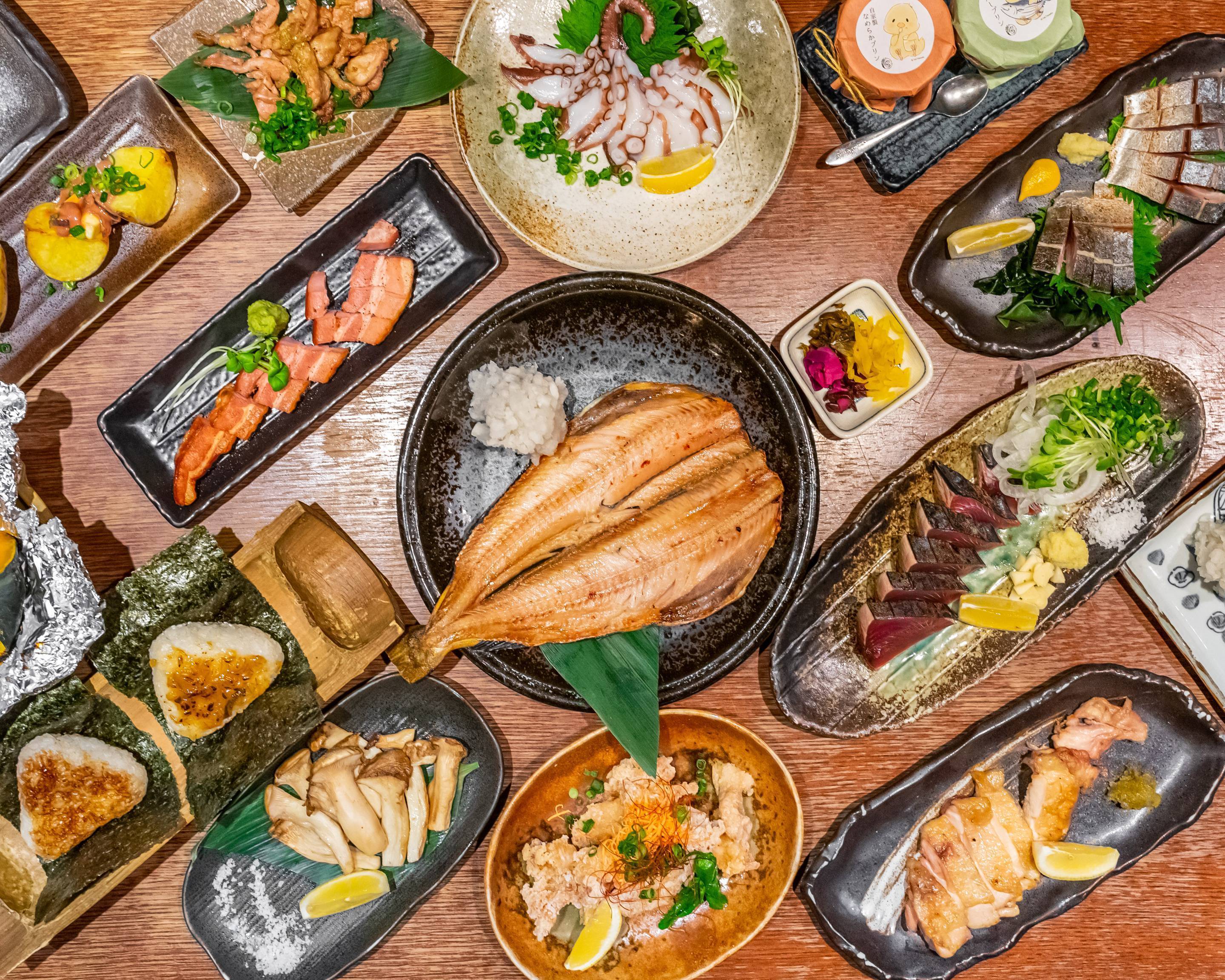 すしと炭火 Kyoto がぶり SUSHI TO SUMIBI Kyoto GABURI delivery & takeaway menu ...