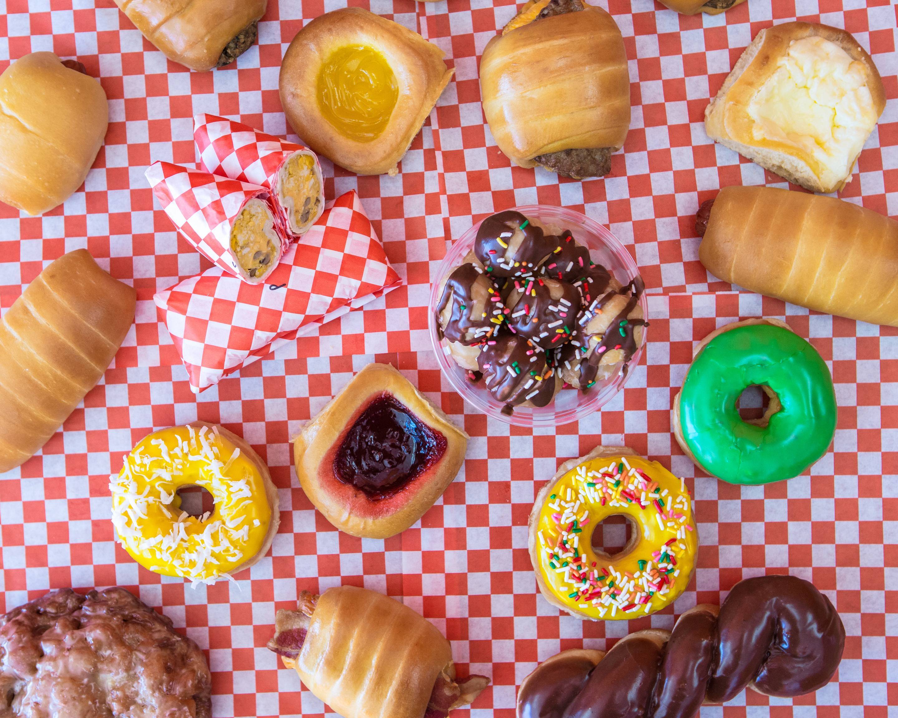 Order Smiling Donuts (Grand Avenue) - Menu & Prices - Pflugerville ...