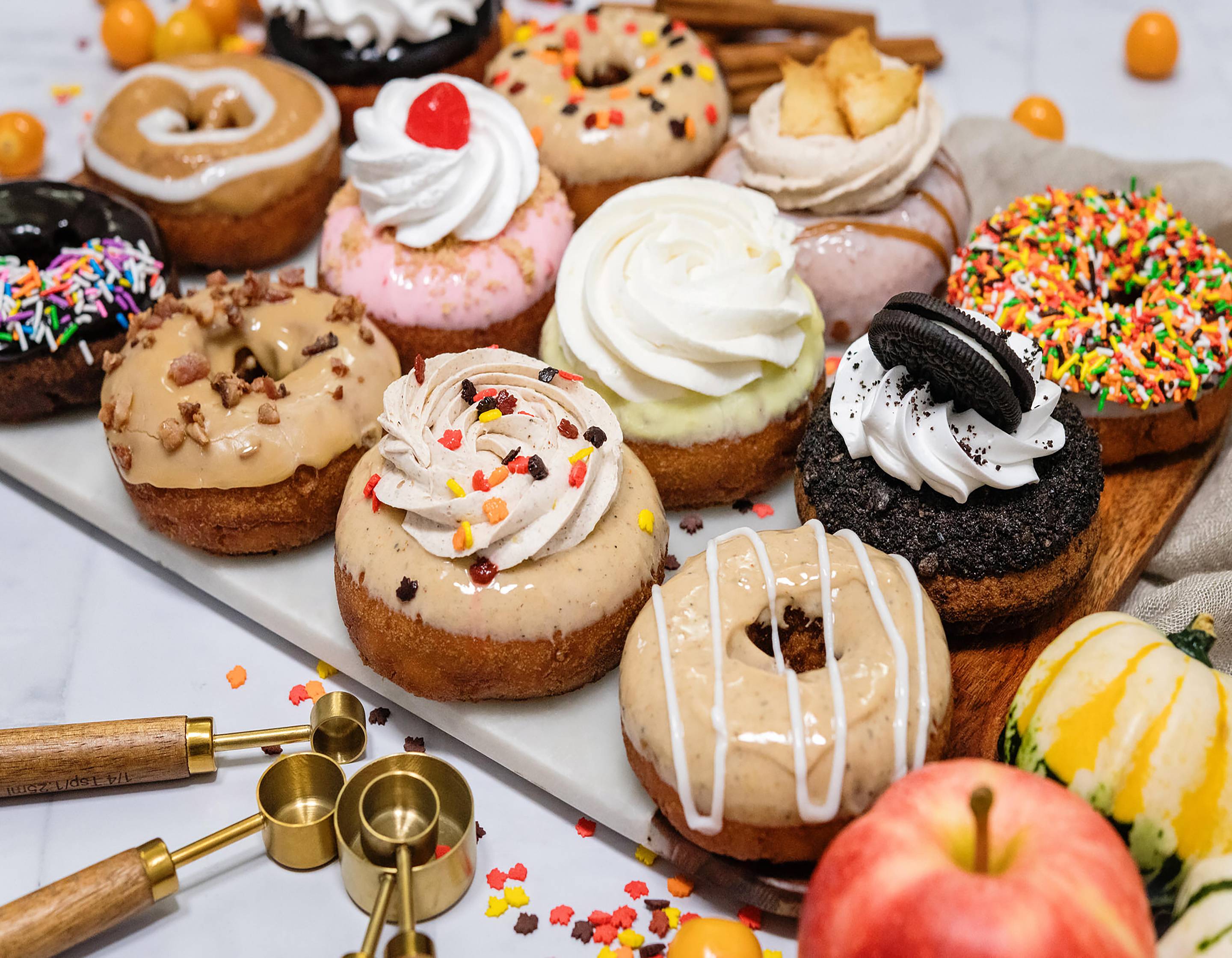 Order Maverick's Donut Company Menu Delivery【Menu & Prices ...