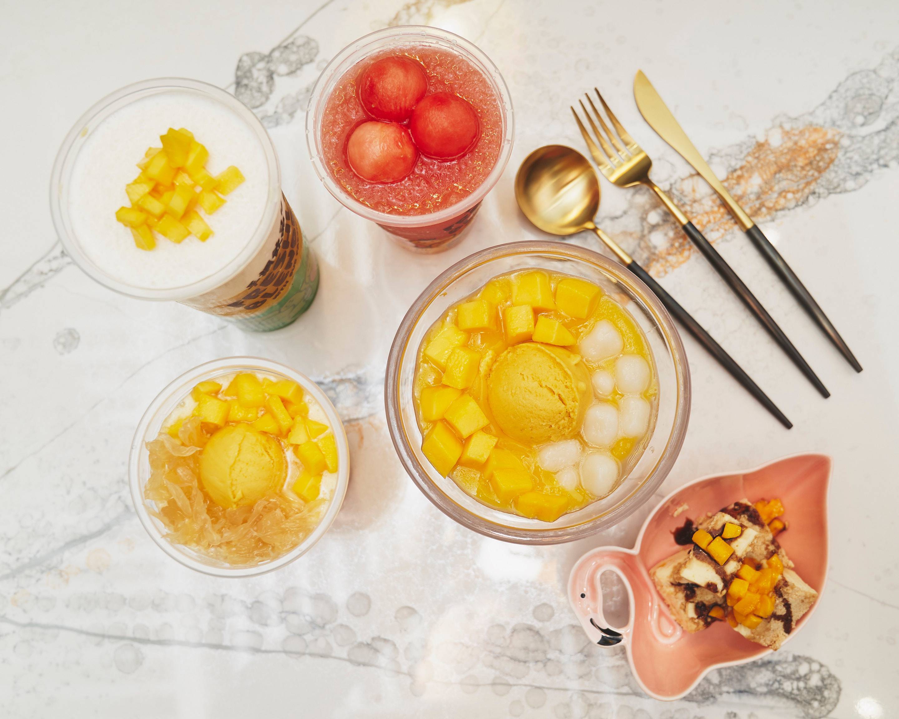 Order Hui Lau Shan 许留山 (Hamilton) Menu Delivery in Hamilton | Menu ...