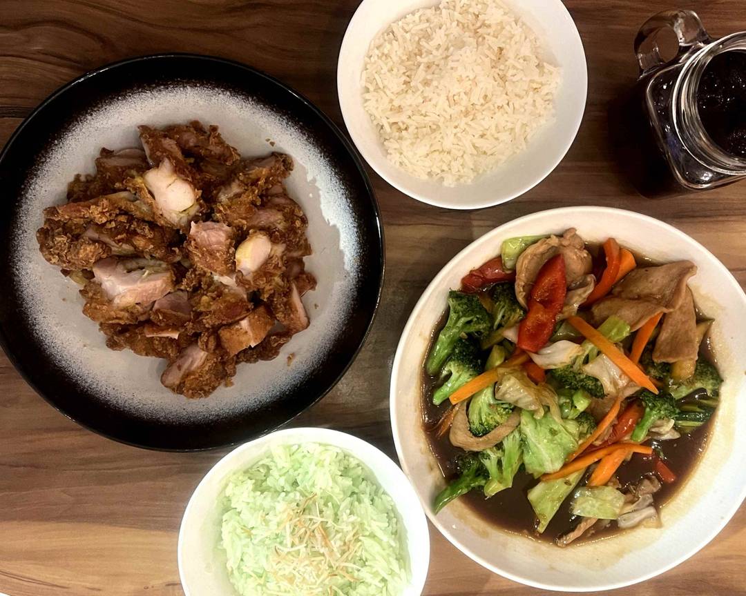 Sam's Thai Kitchen Menu Takeout in Brisbane | Delivery Menu & Prices ...