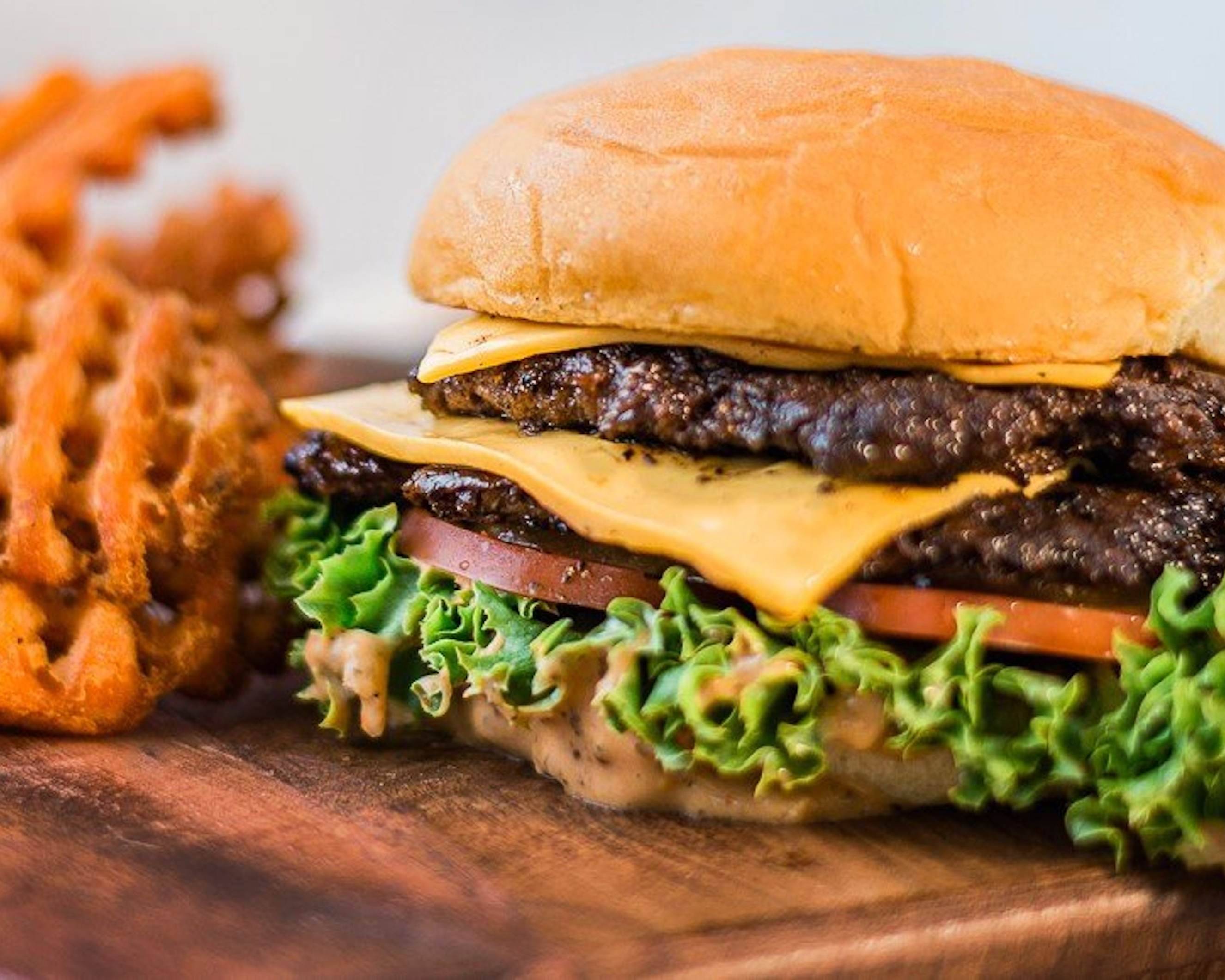 Order MotLee's Menu Delivery【Menu & Prices】| Macclenny | Uber Eats