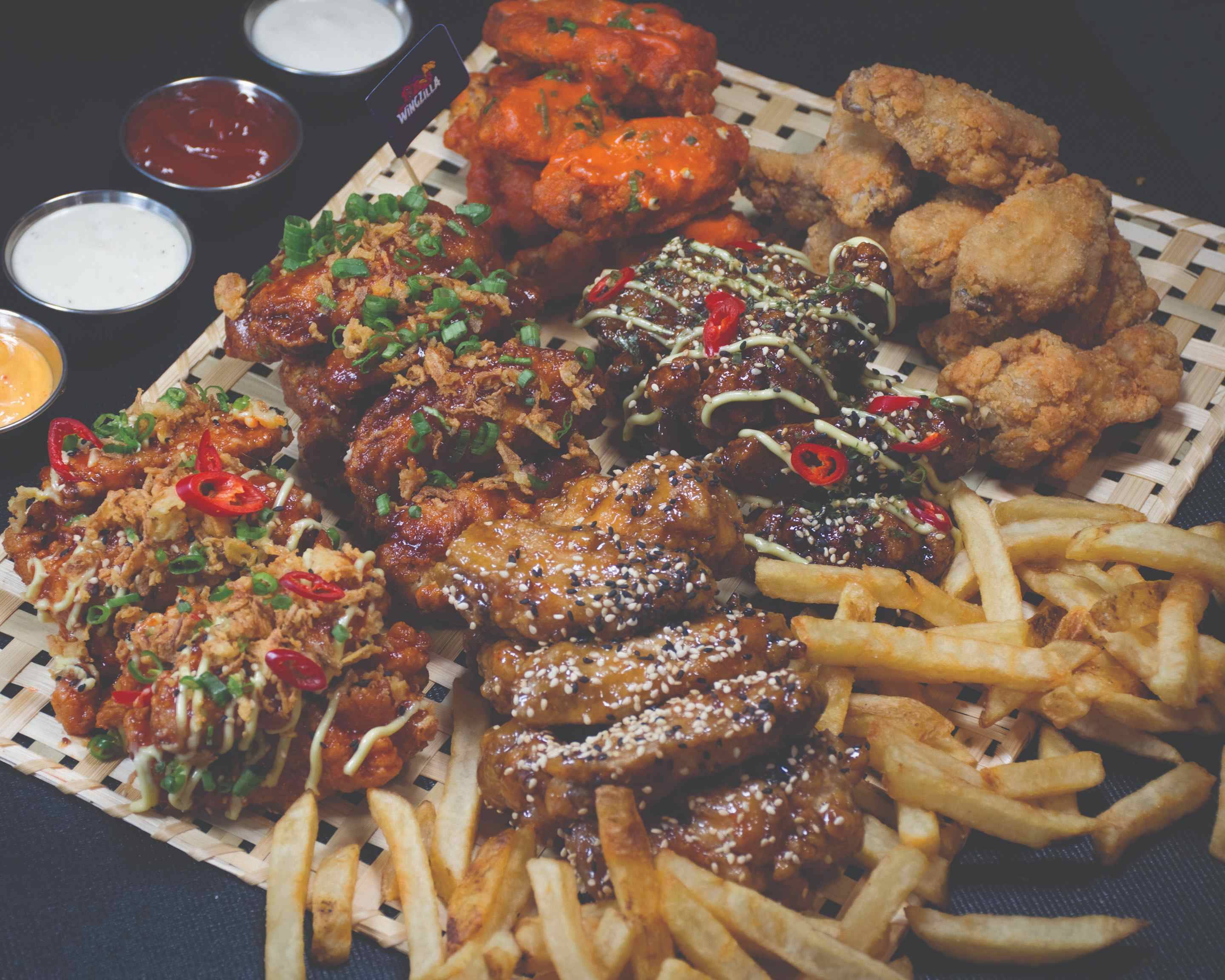 Order Wingzilla Restaurant Delivery【Menu & Prices】| Toronto | Uber Eats