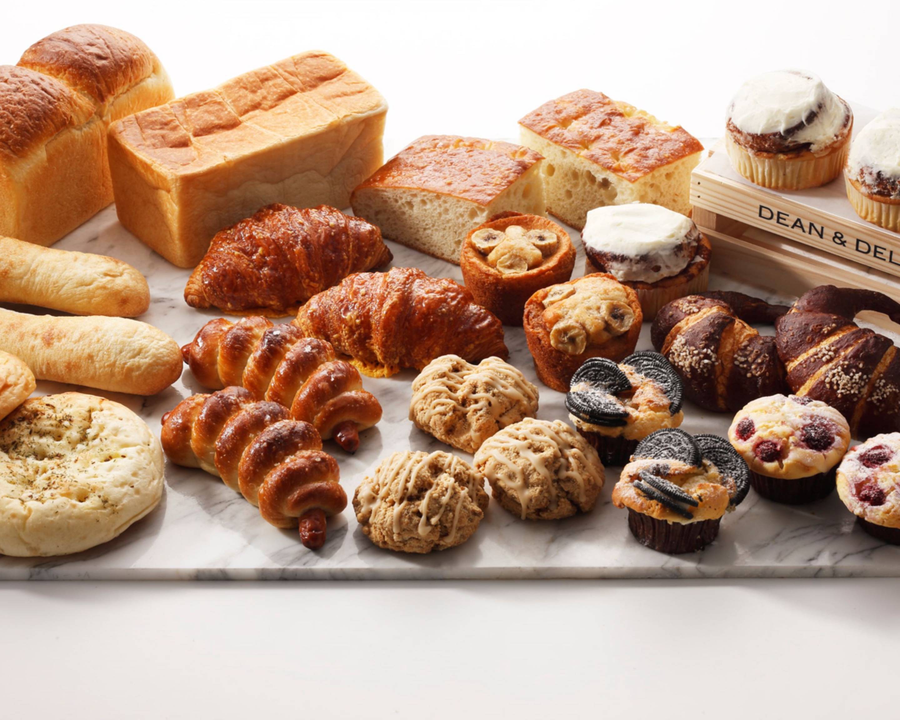 DEAN & DELUCA ベーカリーカフェ 名城公園 Dean and Deluca Bakery Cafe Meijo Koenの ...