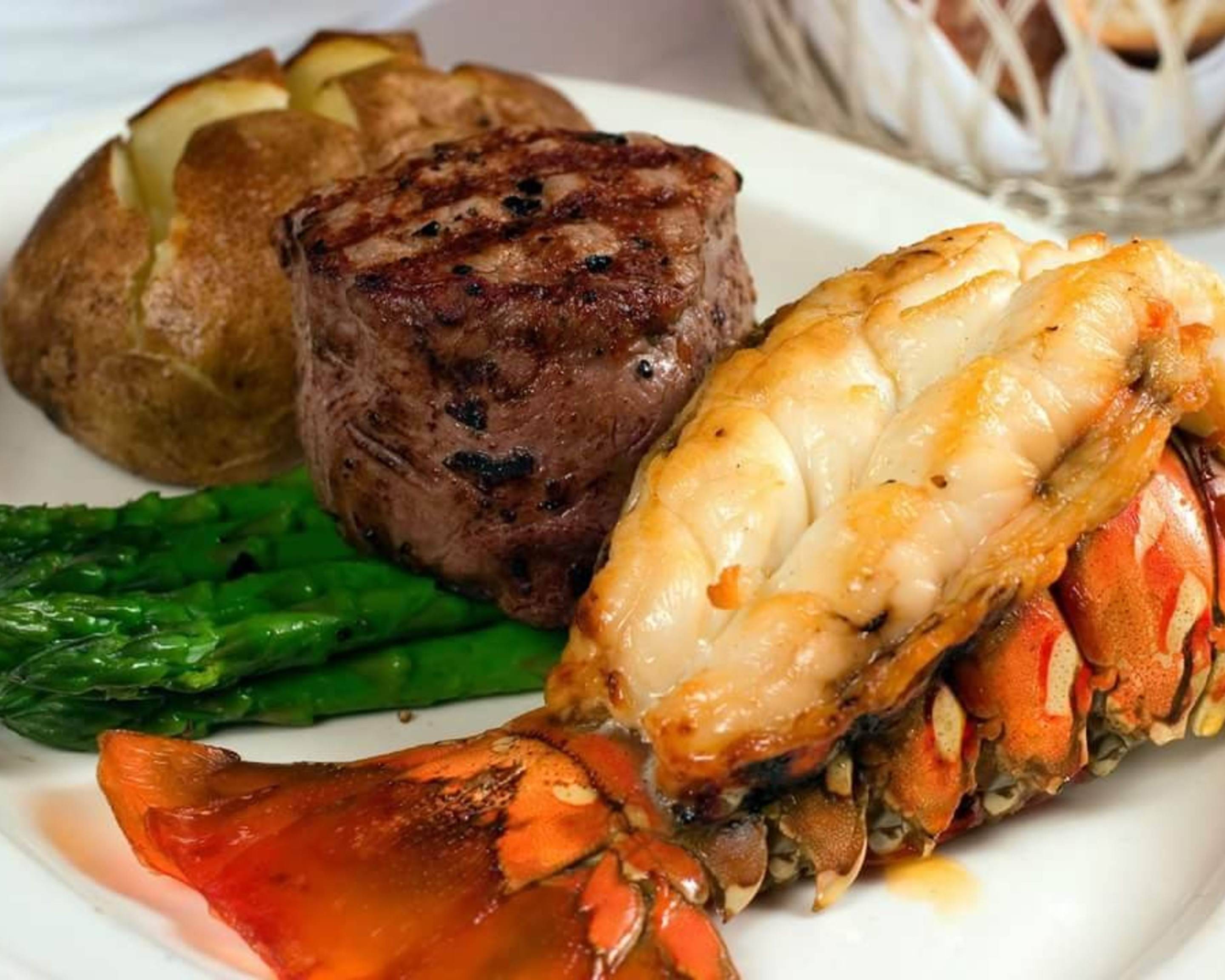 Order Summit Restaurant Menu Delivery【Menu & Prices】| Milwaukee | Uber Eats