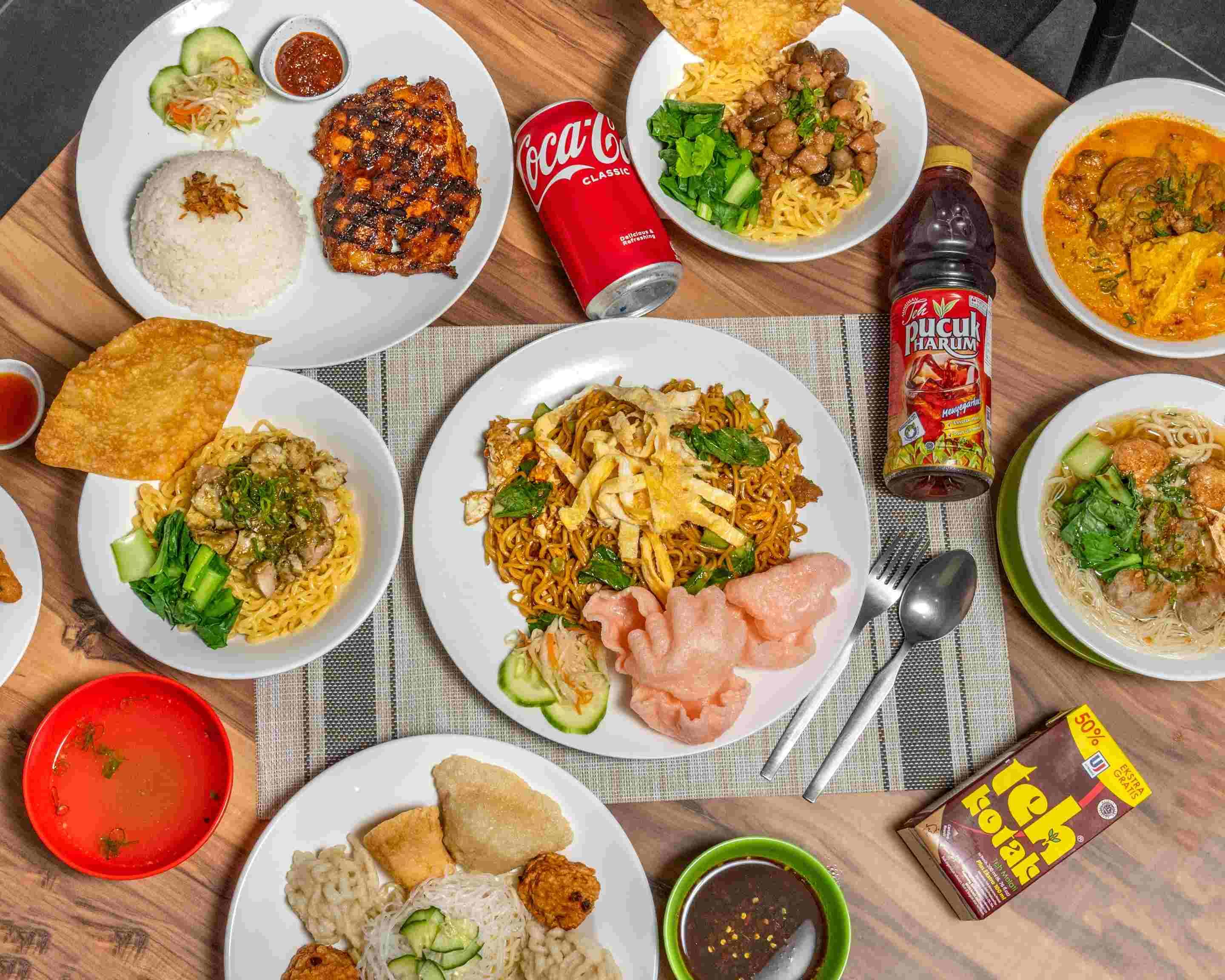 Order Famili Ria | Menu & Prices | Melbourne Delivery | Uber Eats