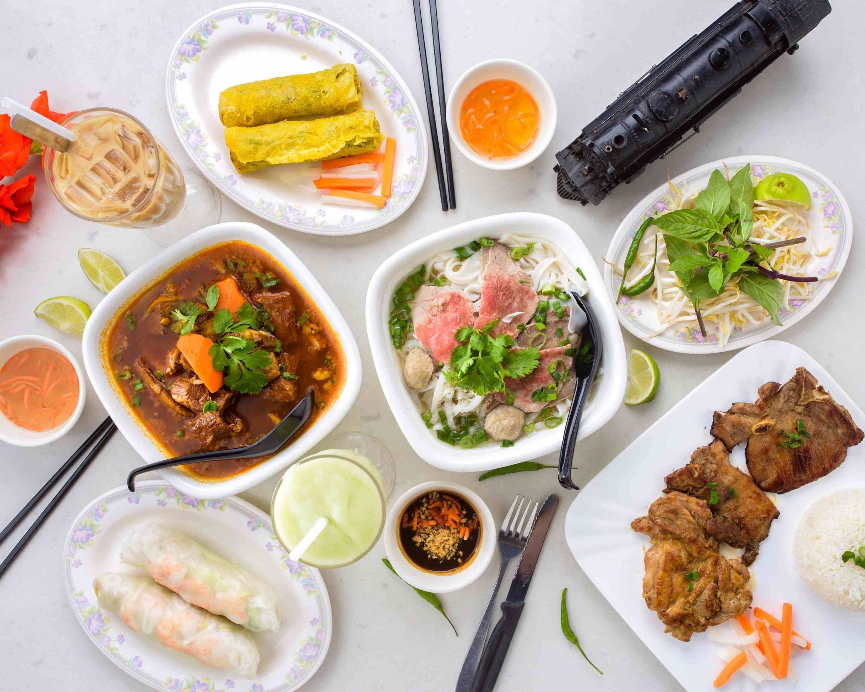 Order Pho Xe Lua Vietnamese Cuisine (火车头越南餐厅) (Spadina) - Menu & Prices ...