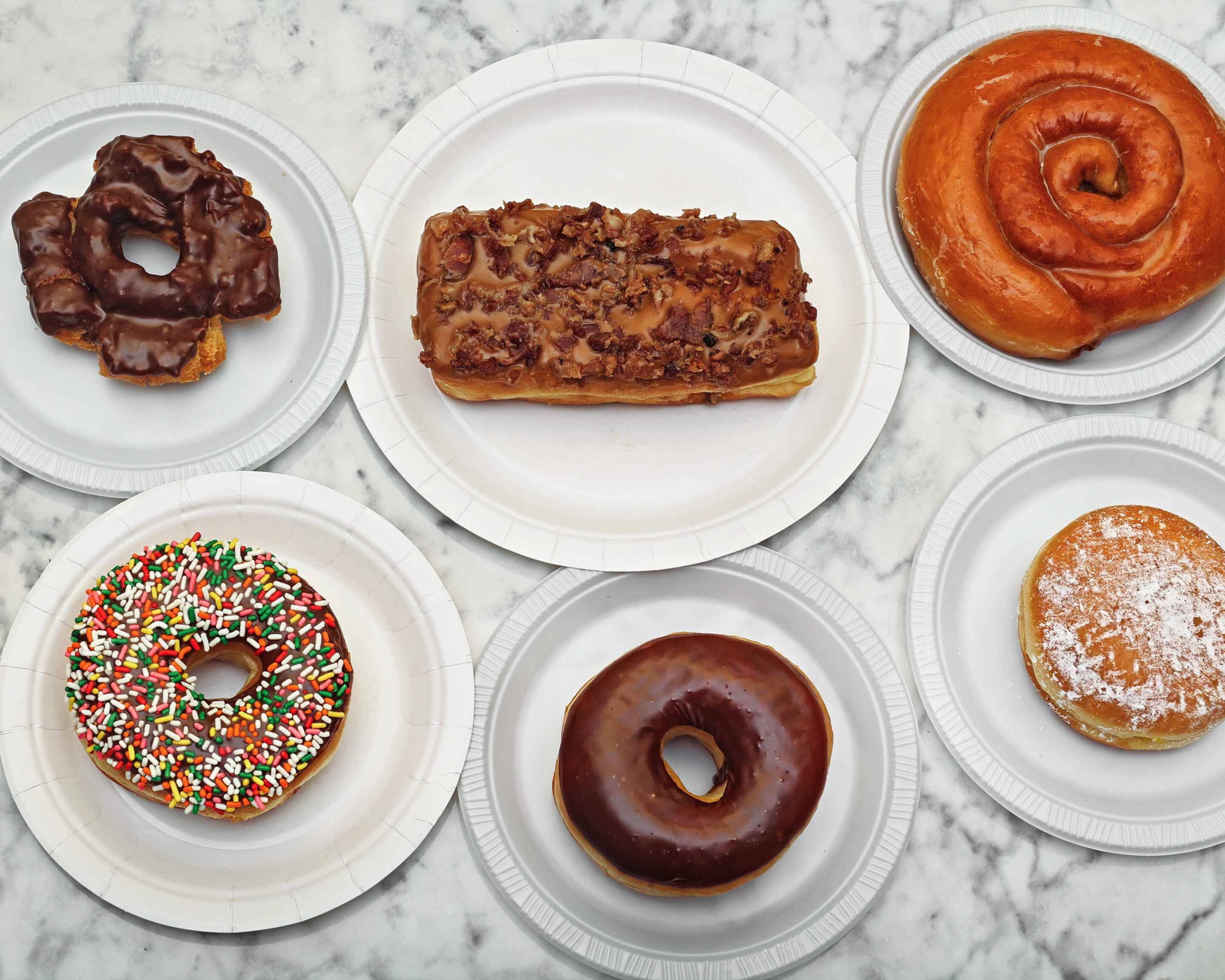 Order Happy Donut 2 Menu Delivery in Des Moines | Menu & Prices | Uber Eats