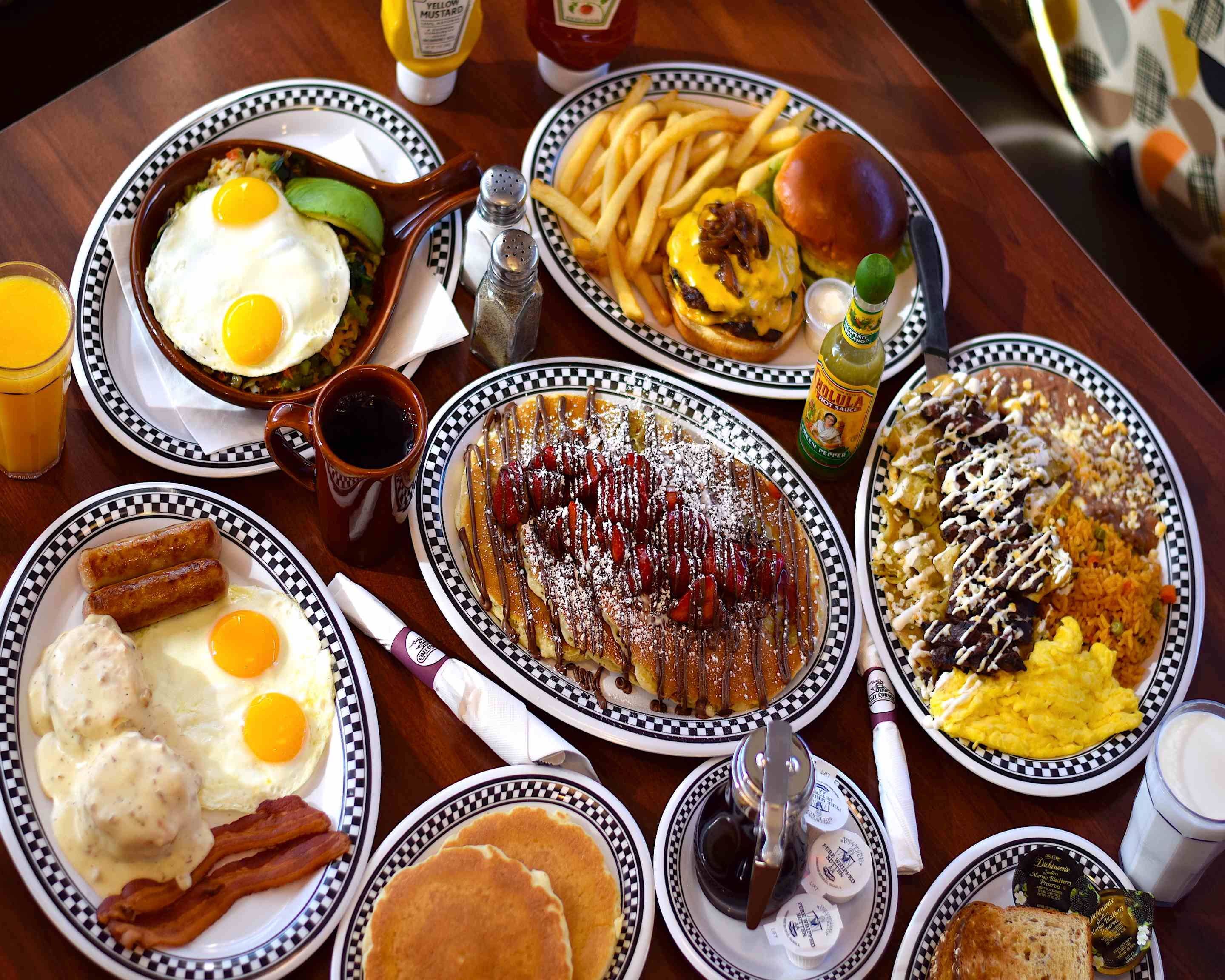 Order Cozy Corner Diner (Edgewater) - Menu & Prices - Chicago Delivery ...