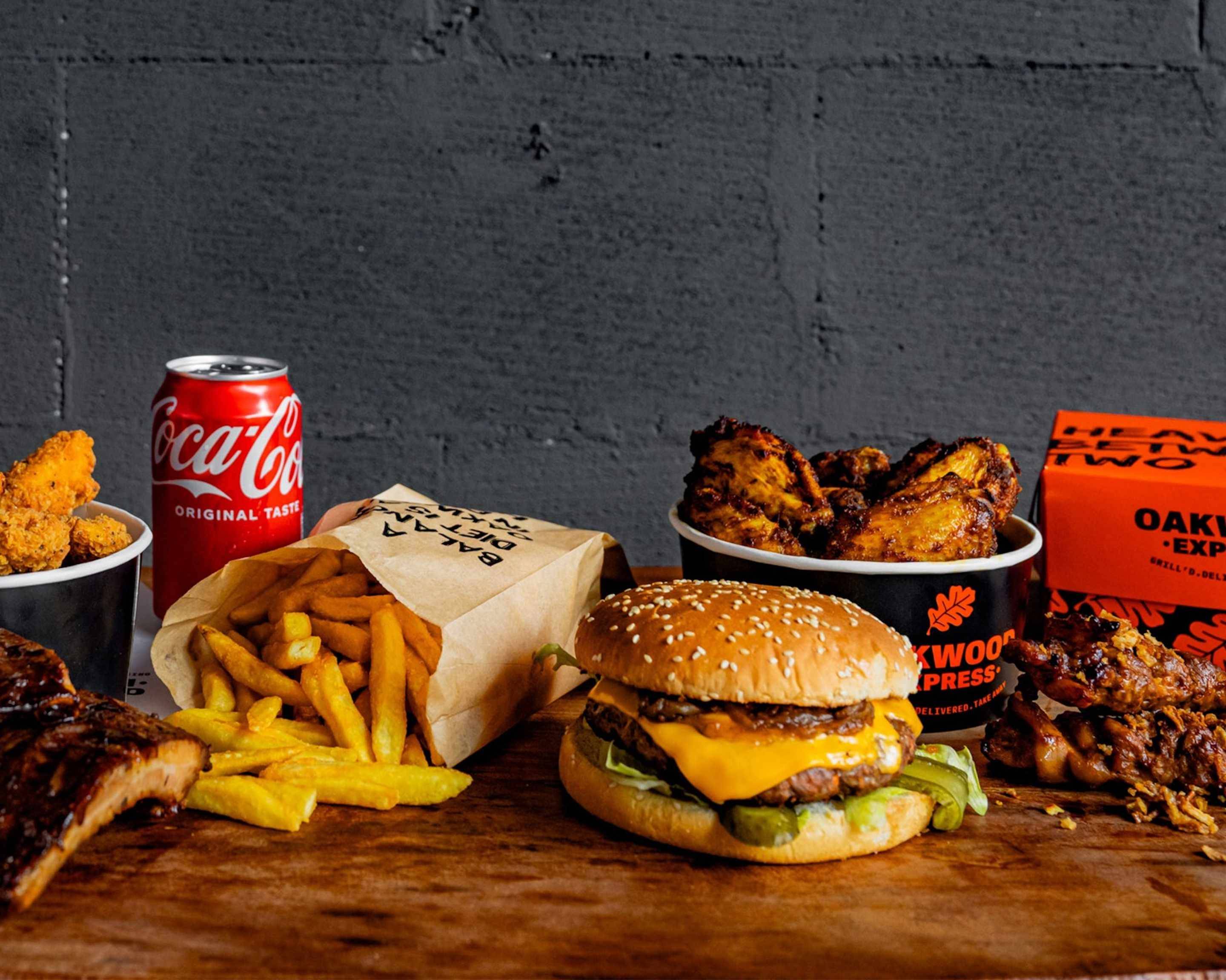 Bestellen bij Oakwood Express in Zuiden van Nederland | Menu en prijzen ...