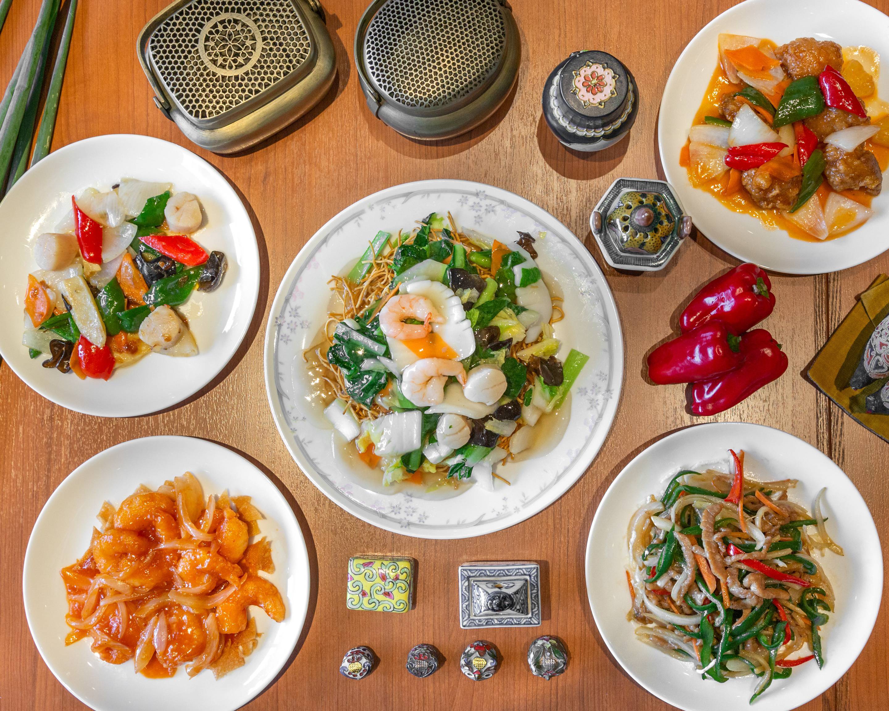 チャイニーズキッチン 黄老 Ou-lou CHINESE KITCHENの出前・宅配・テイクアウトメニュー | ウーバーイーツ