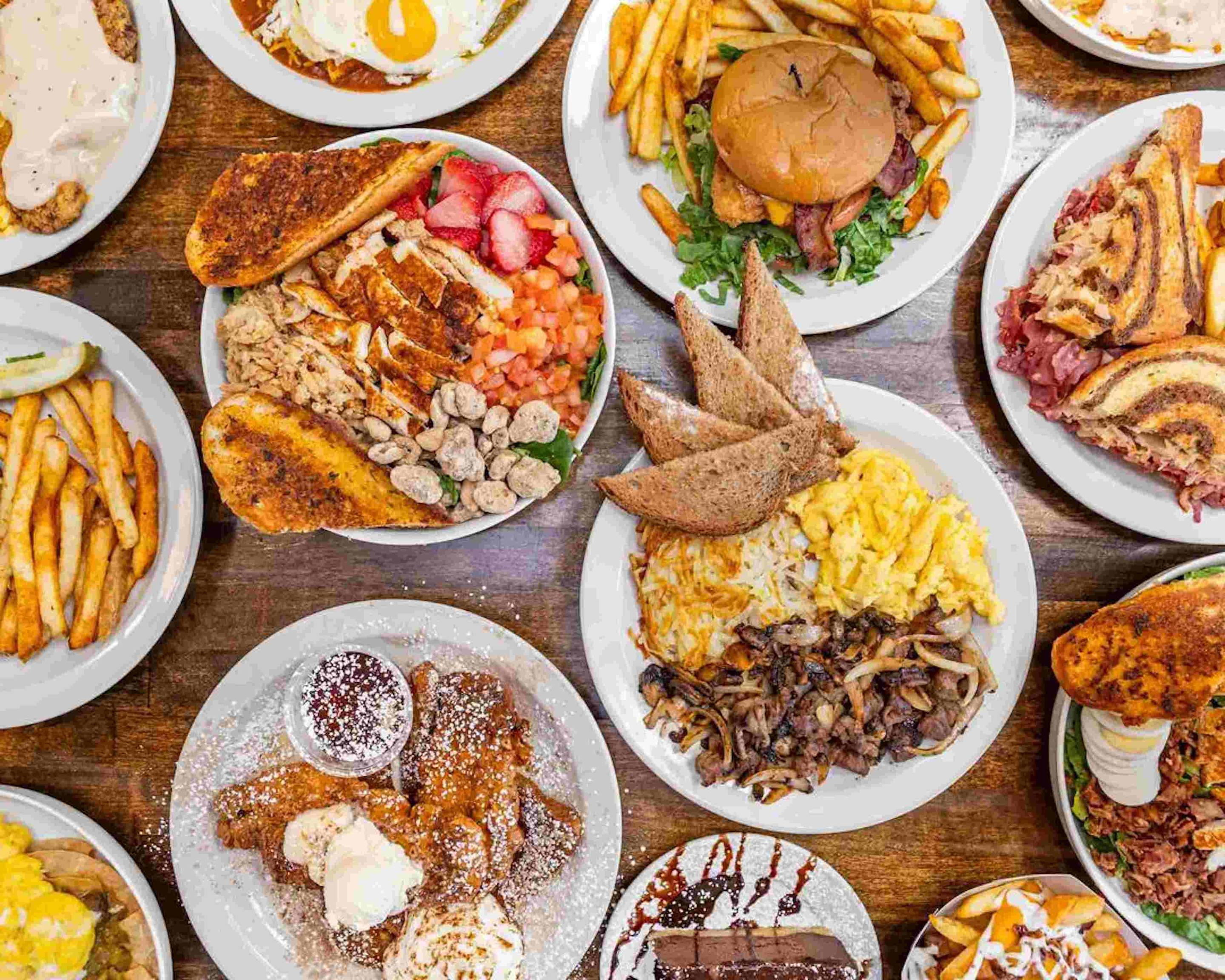 Order Charlie's Restaurant - Menu & Prices - St Clair Shores Delivery ...