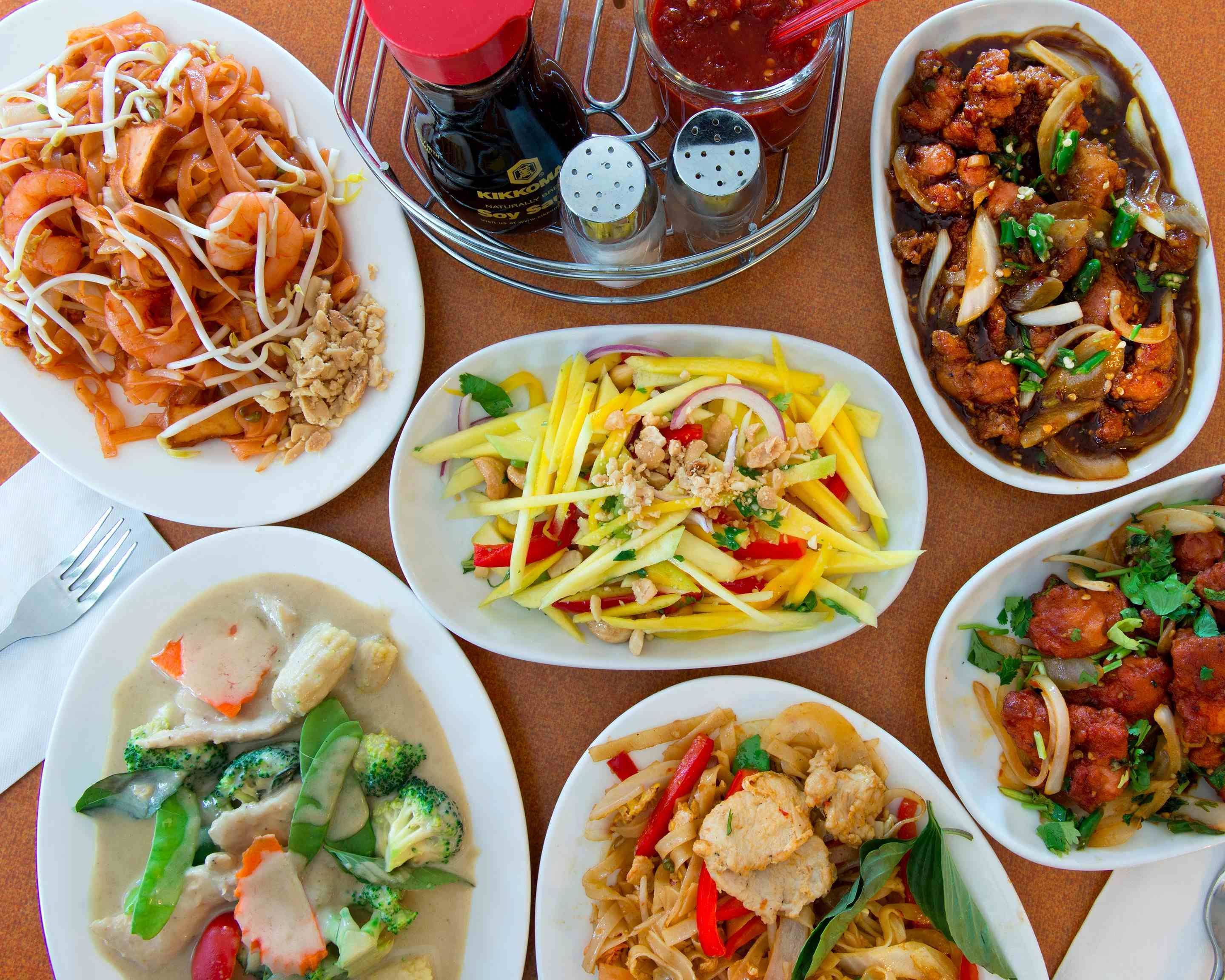 Order The Zen Hakka Thai Halal Stouffville Menu Delivery In