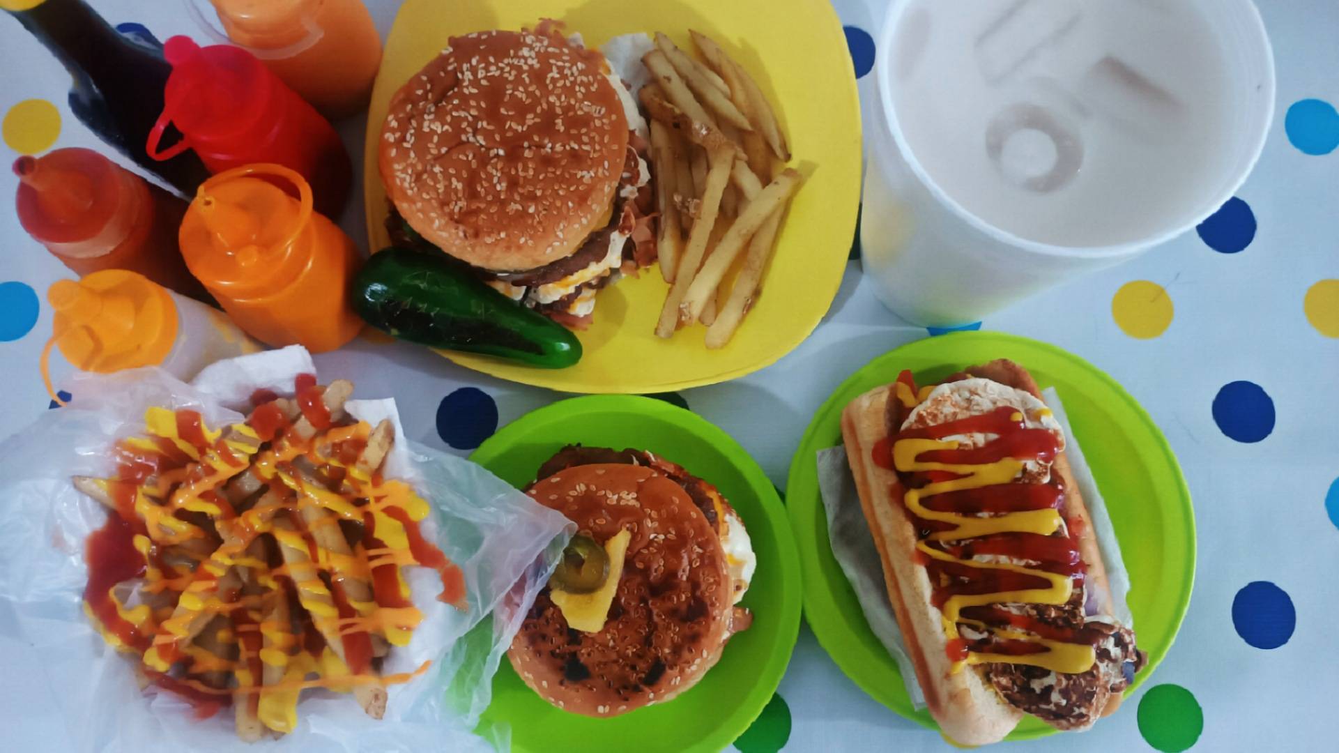 Hamburguesas Azucena Menú a Domicilio【Menú y Precios】Jiutepec | Uber Eats