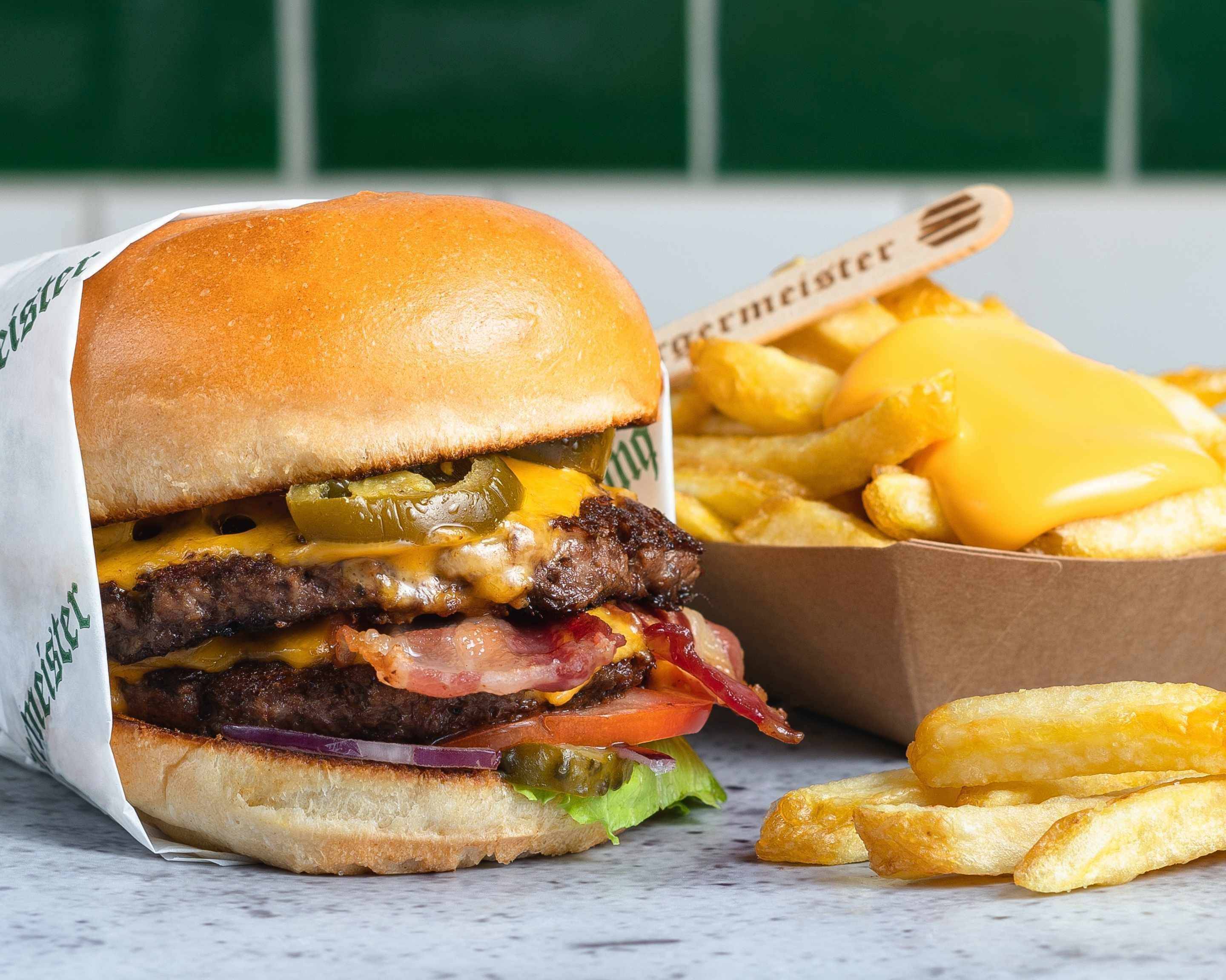 Burgermeister Frankfurt Delivery | Menu & Prices | Frankfurt am Main ...