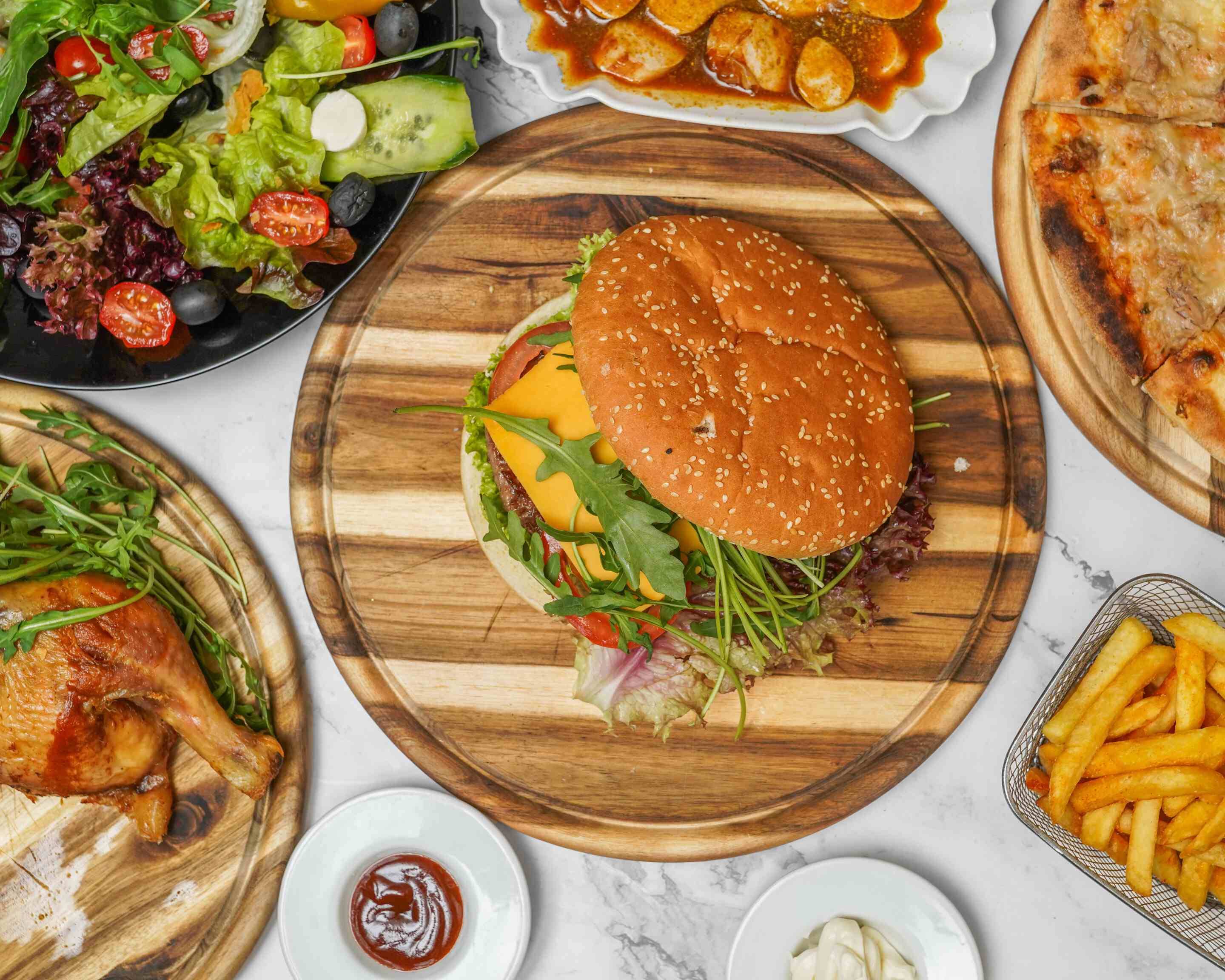 Lieferungen von Burger Haus | Speisekarte & Preise | Köln | Uber Eats