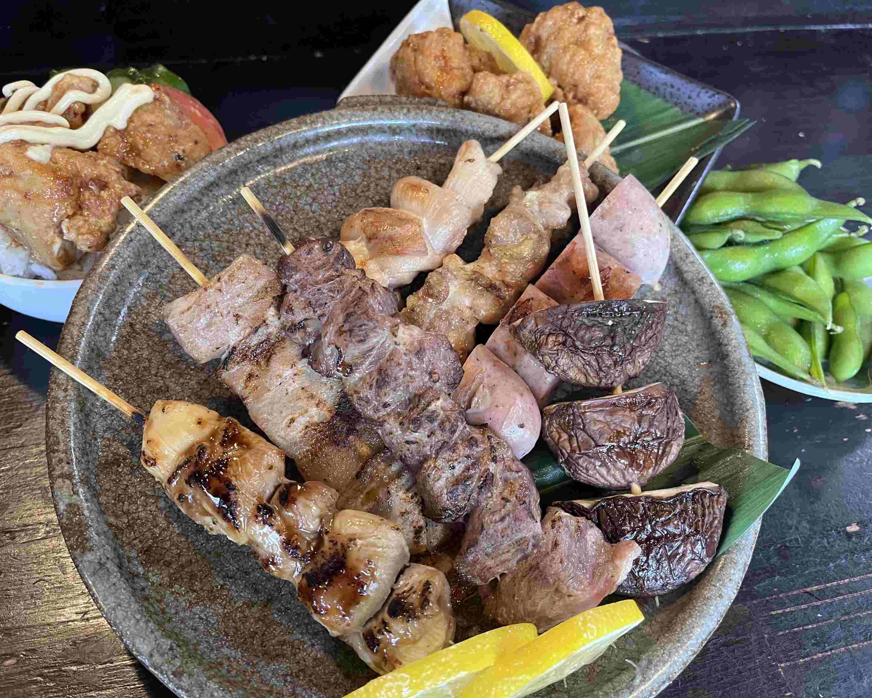 焼鳥とおつまみ バナナフィッシュ砂辺 CHICKEN and BAR snack BANANA FISH sunabe delivery ...